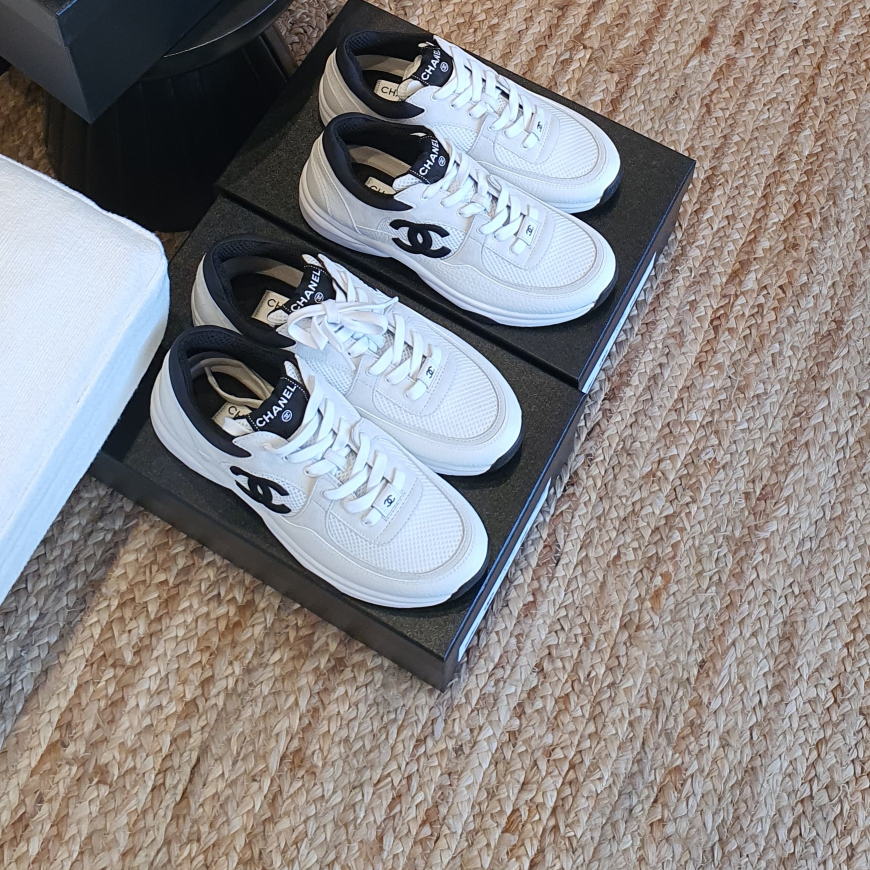 . (@artstyle83) 님의 게시물 | KREAM