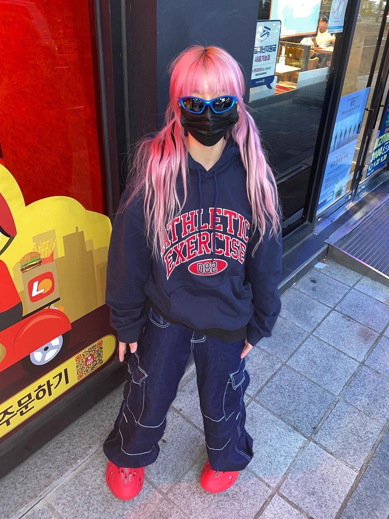 비 (@bee__ss) 님의 게시물 | KREAM