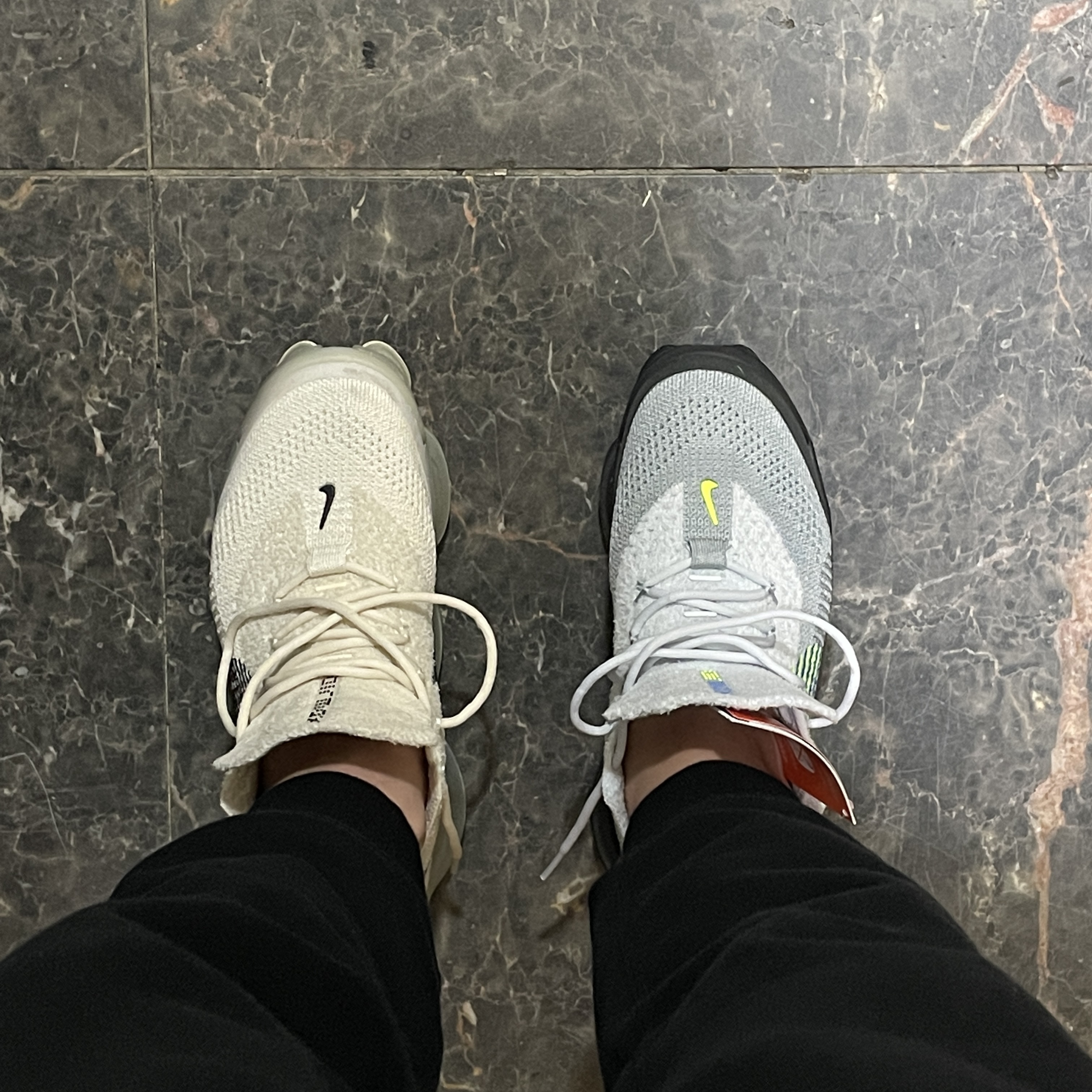 (@ahn_john) 님의 게시물 | KREAM