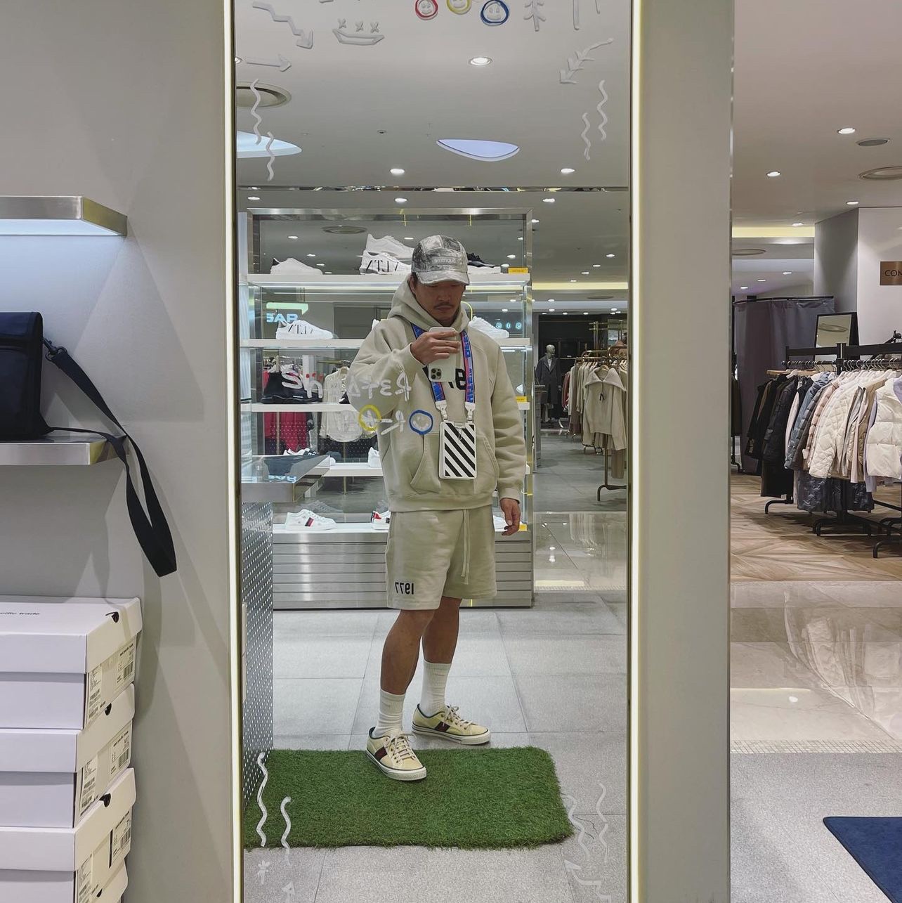 eathan_han (@eathan_han) 님의 게시물 | KREAM