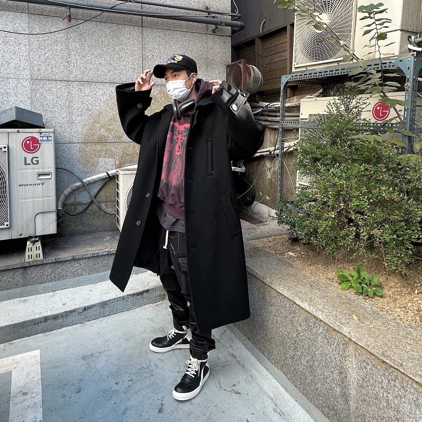 범이 (@hngbm) 님의 게시물 | KREAM