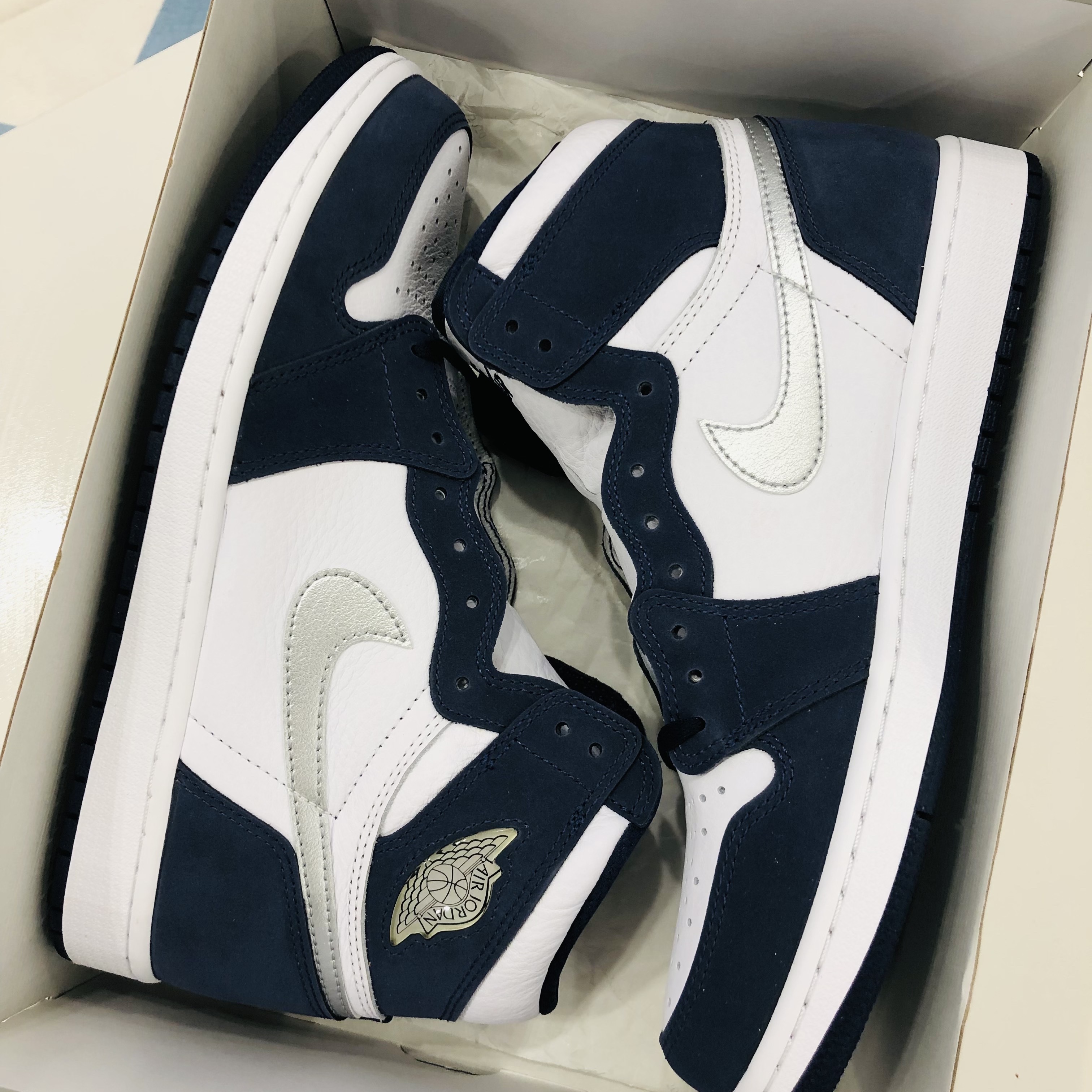 JJ150 (@min_e11) 님의 게시물 | KREAM