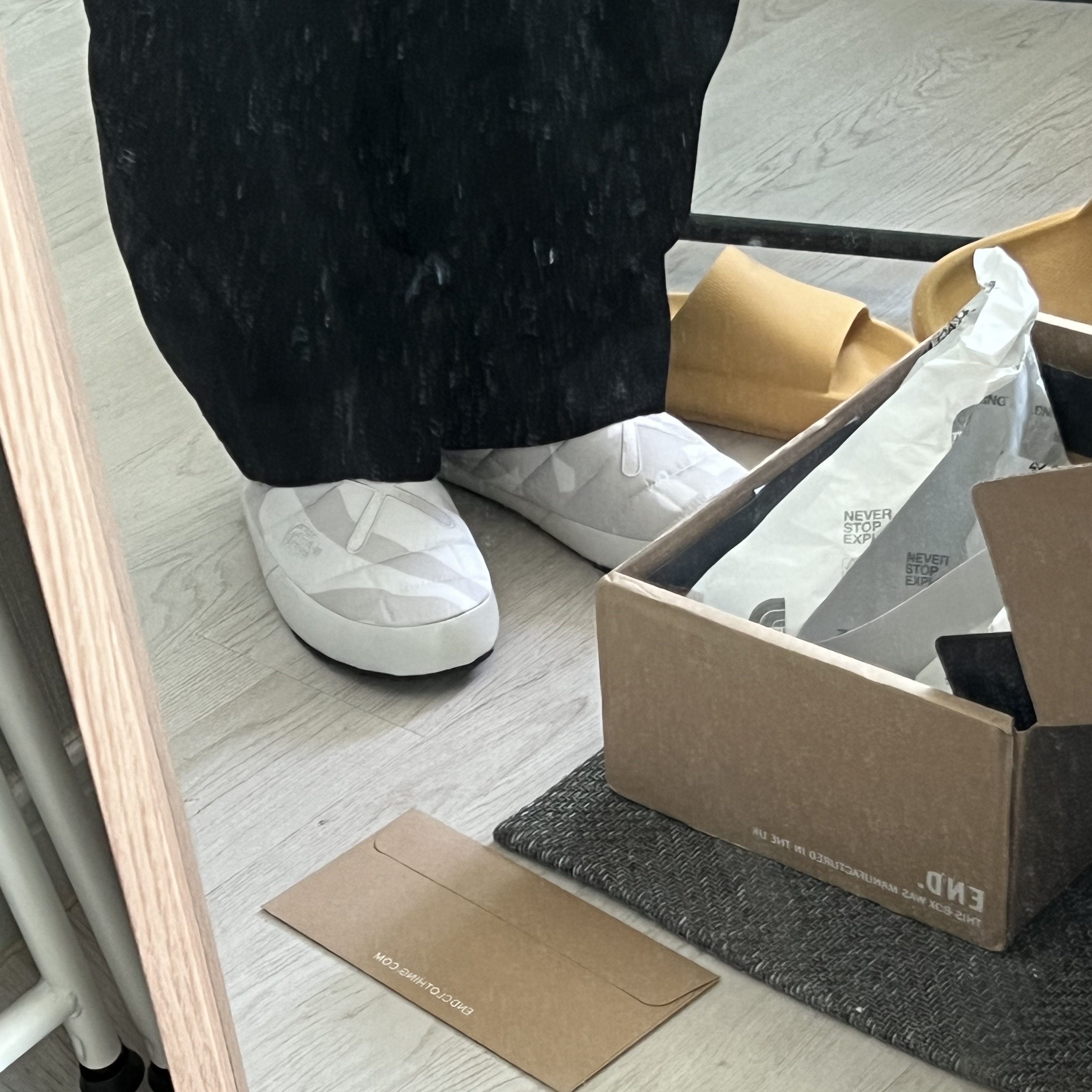 tgh0210 (@ti_kunhee) 님의 게시물 | KREAM