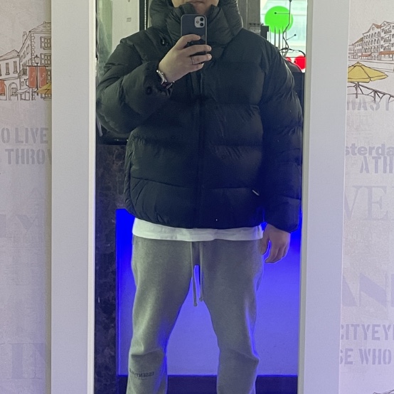 sm629318 (@lets_be) 님의 게시물 | KREAM