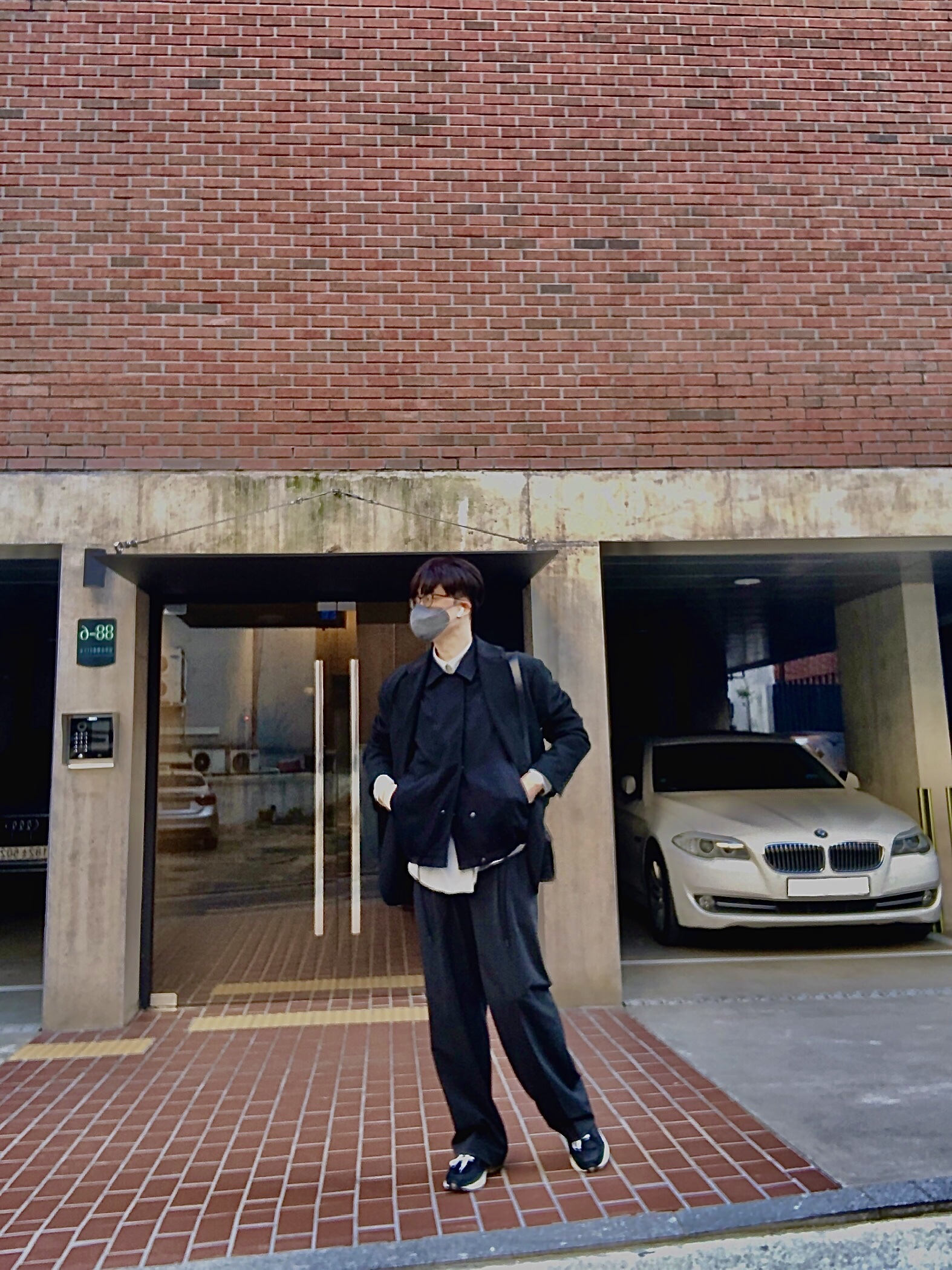 서초동한국신사 (@satin.k) 님의 게시물 | KREAM