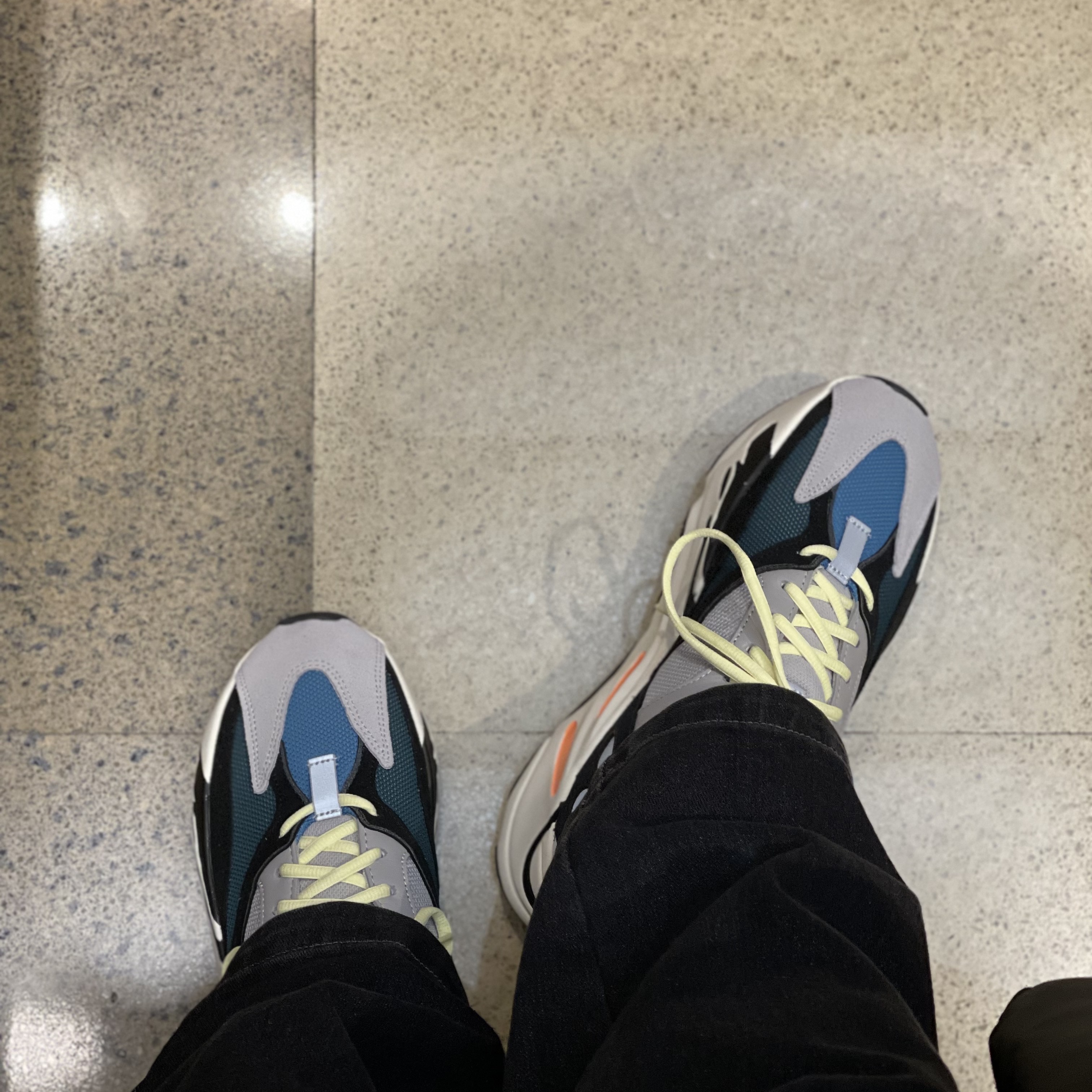 @le__hyunh2 (@snkrs_lhh) 님의 게시물 | KREAM