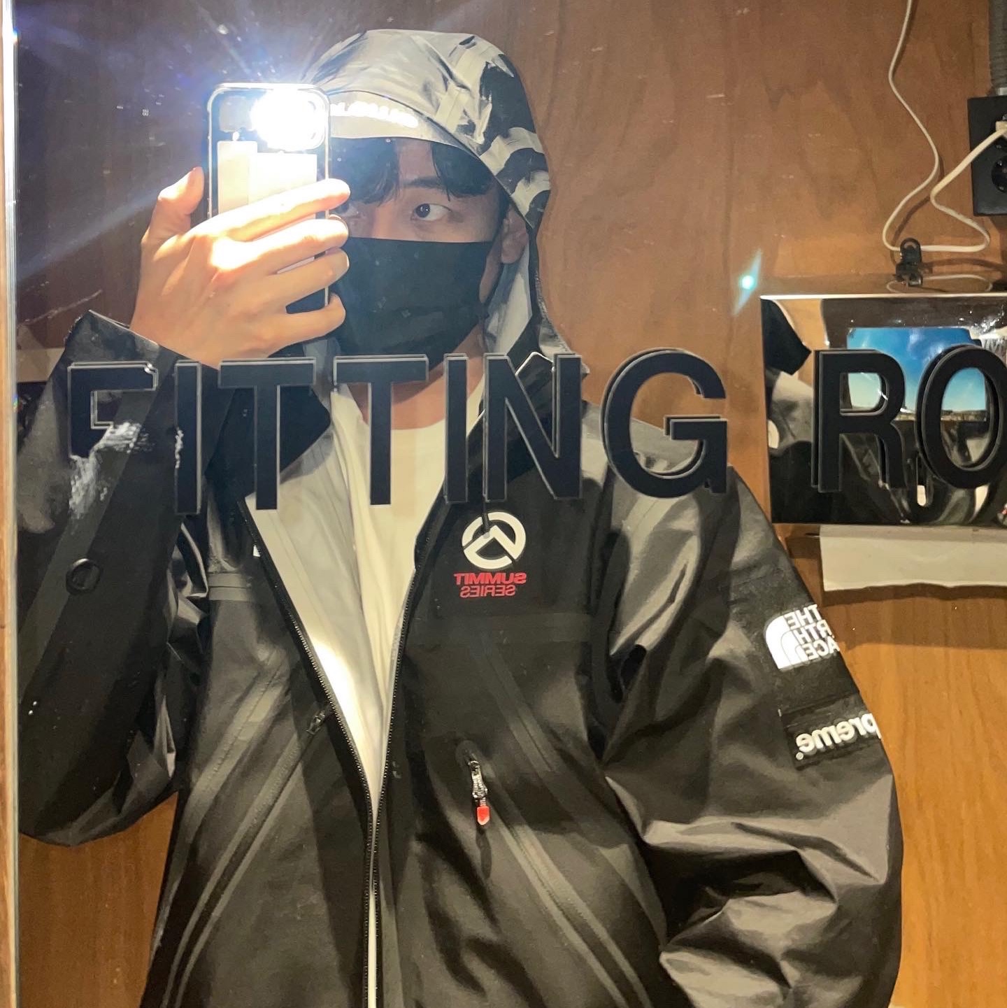 곰탱이 (@hun.__.2) 님의 게시물 | KREAM