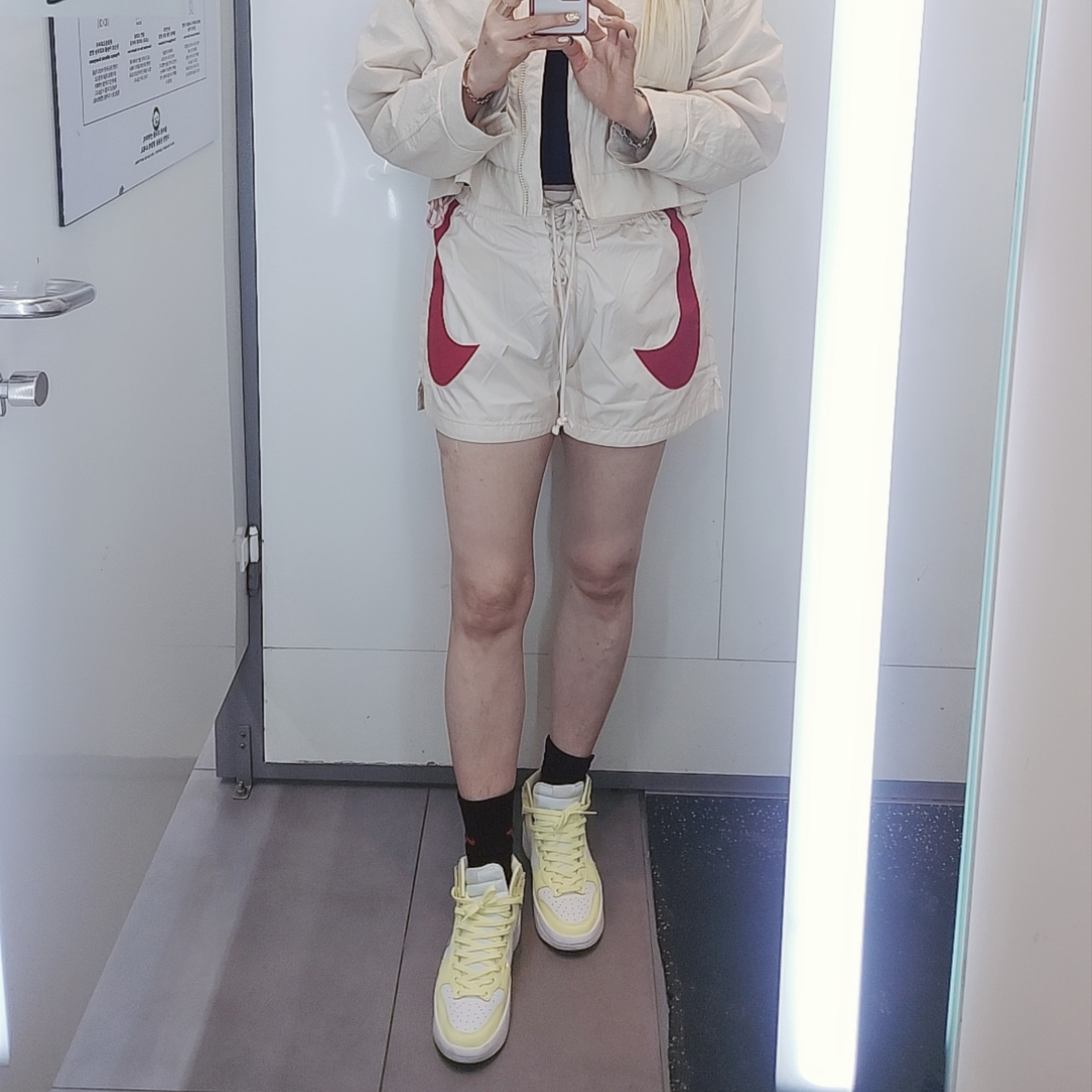 RING.ZI (@ringzi) 님의 게시물 | KREAM