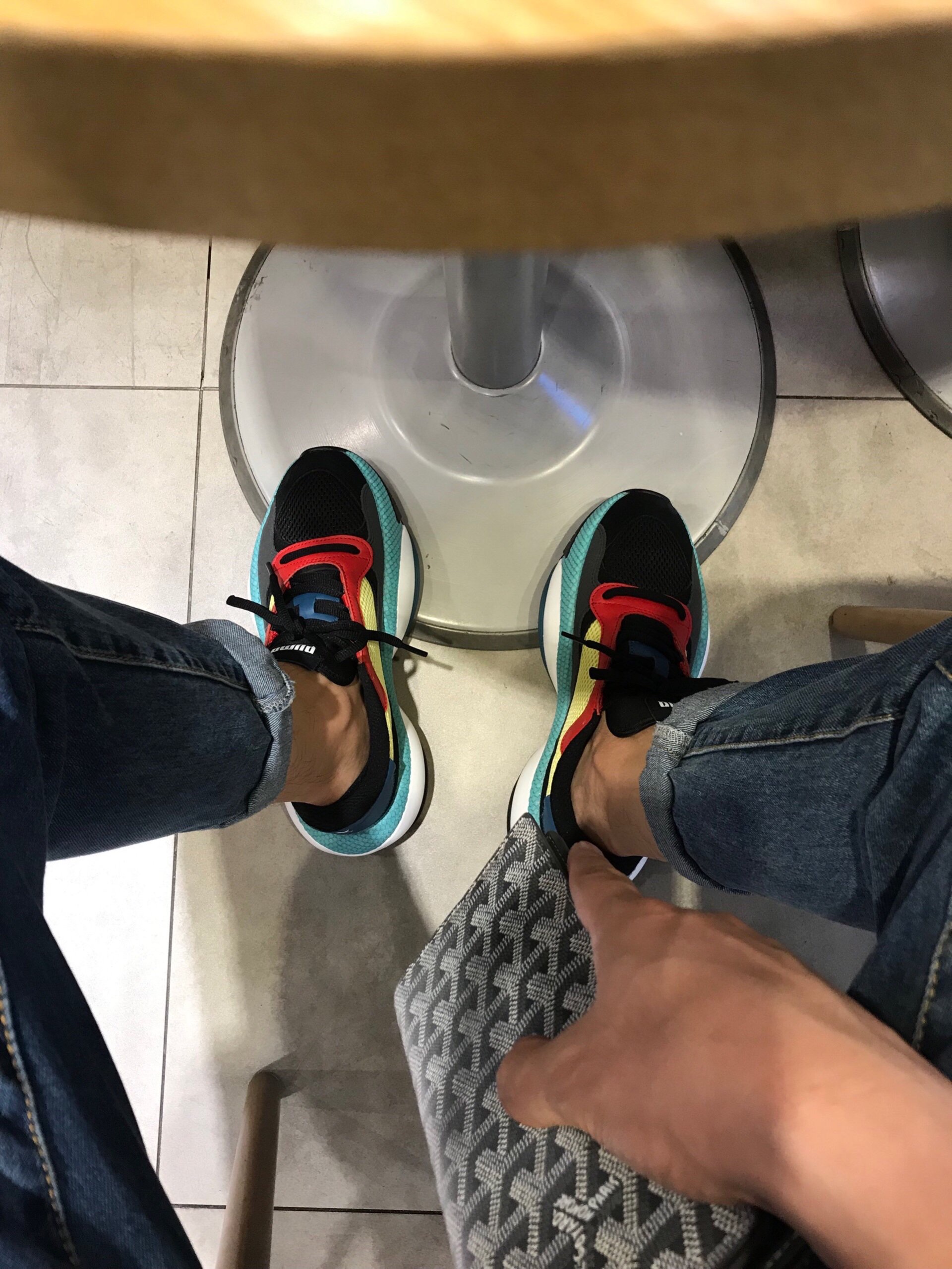 도덕경 (@2klaej) 님의 게시물 | KREAM