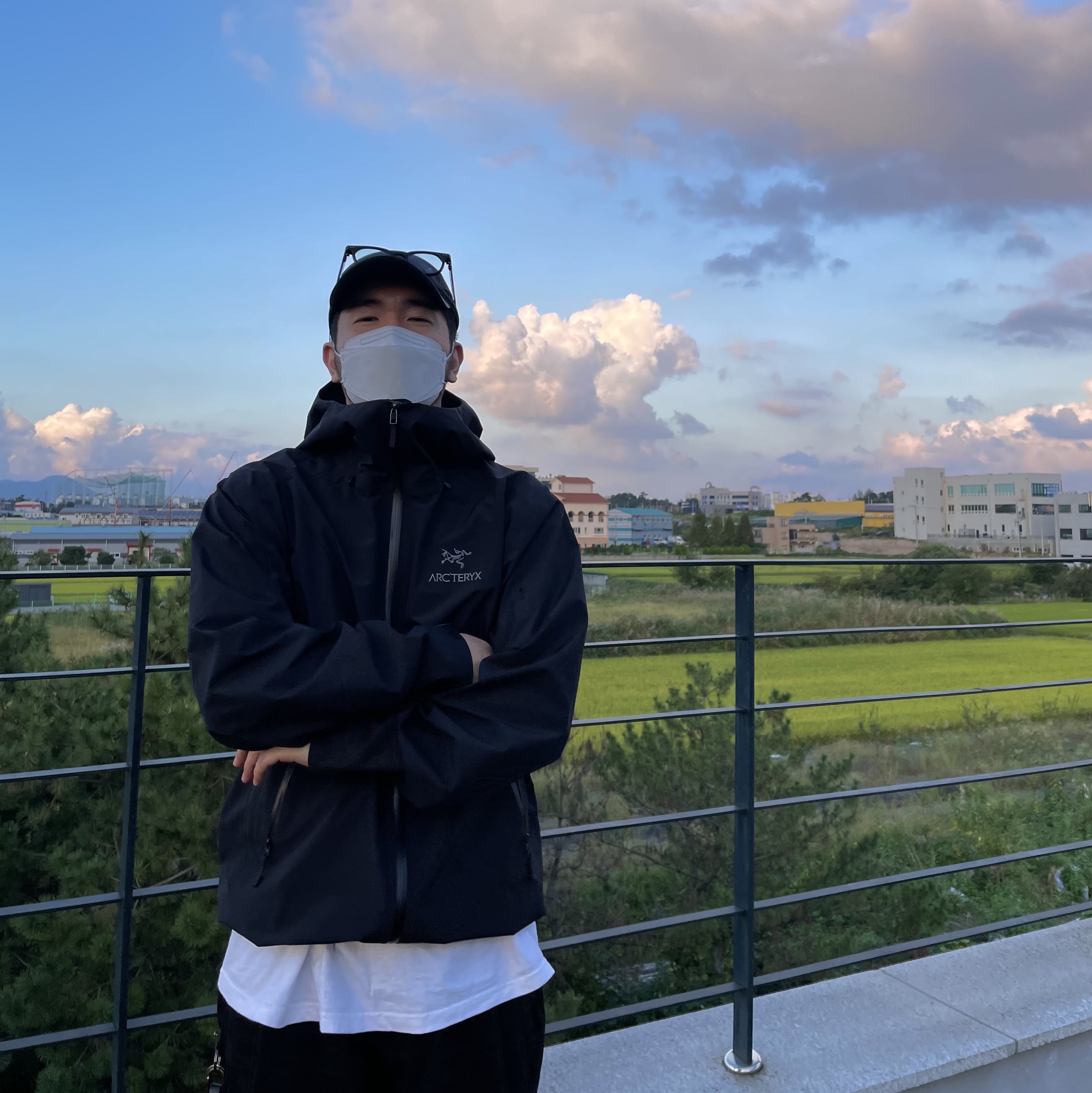 이면빈 (@imb03) 님의 게시물 | KREAM