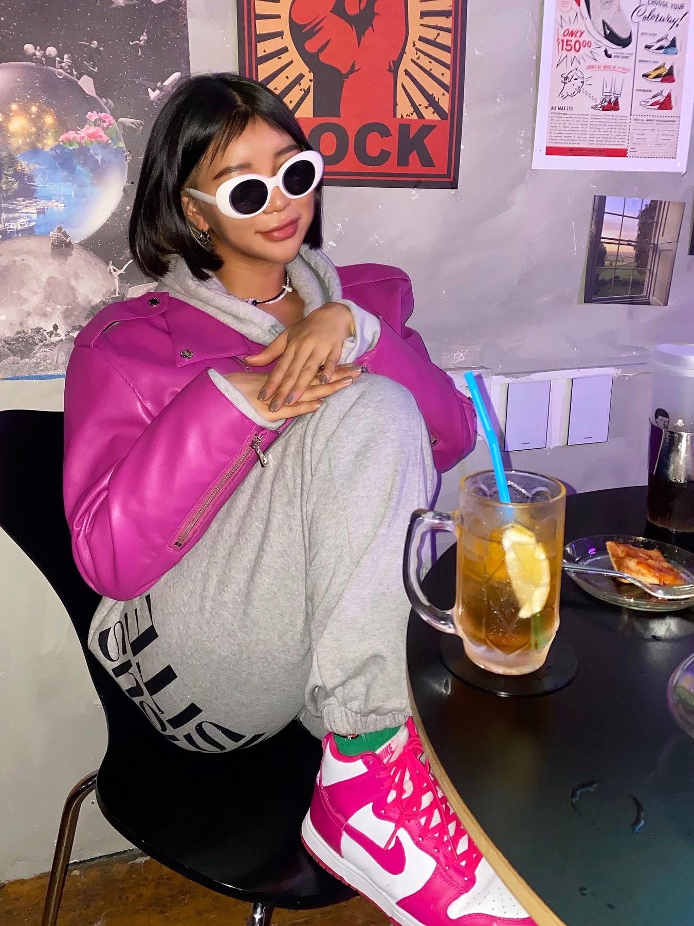 (@kimsia) 님의 게시물 | KREAM