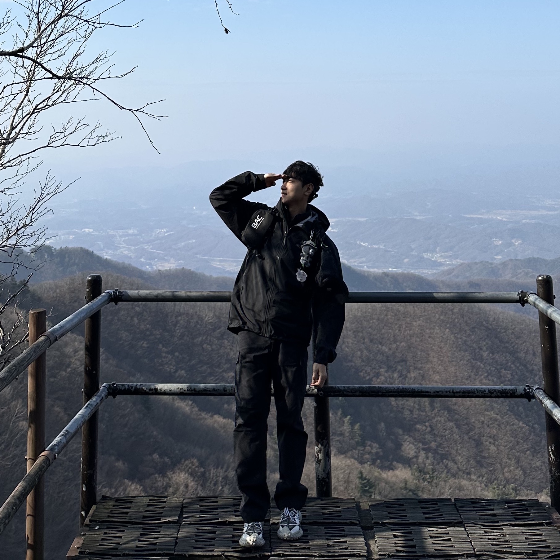 재육이 (@14_yoon) 님의 게시물 | KREAM