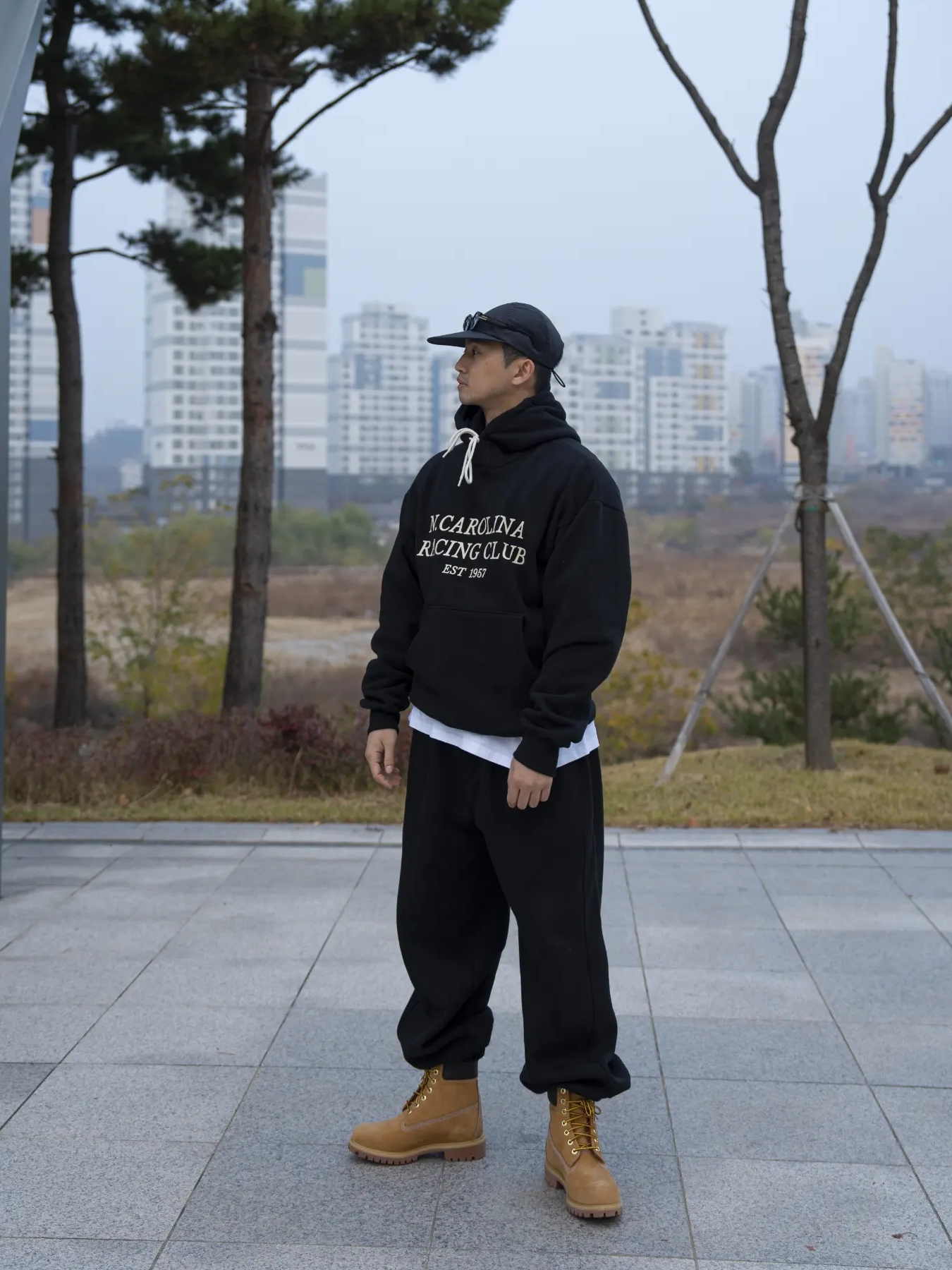 🚶🏻 (@phw55) 님의 게시물 | KREAM