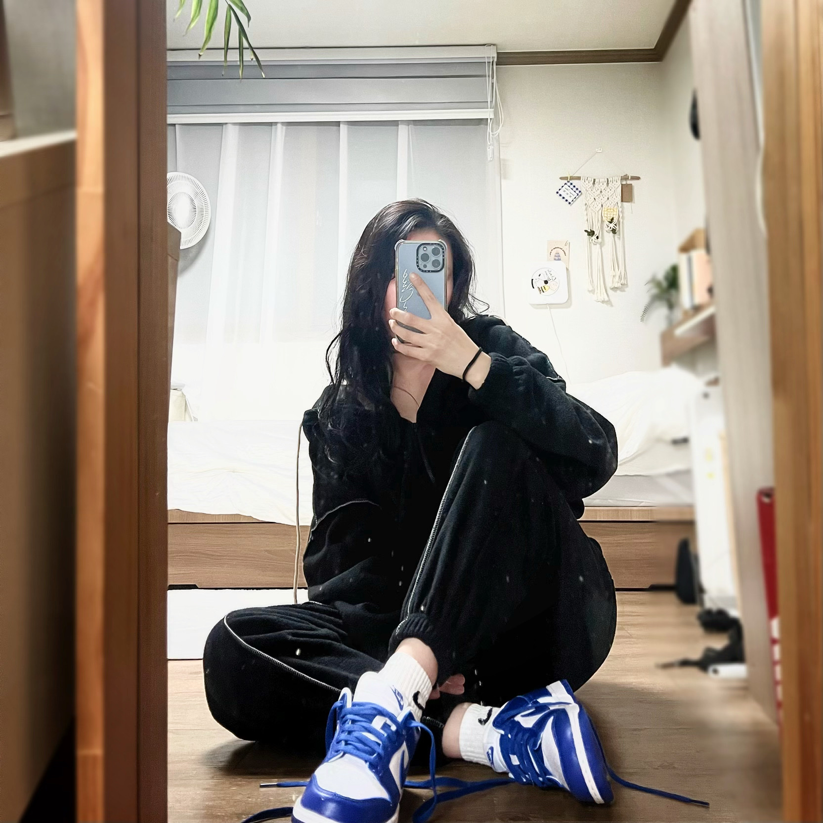 권시크 (@kwonchic) 님의 게시물 | KREAM