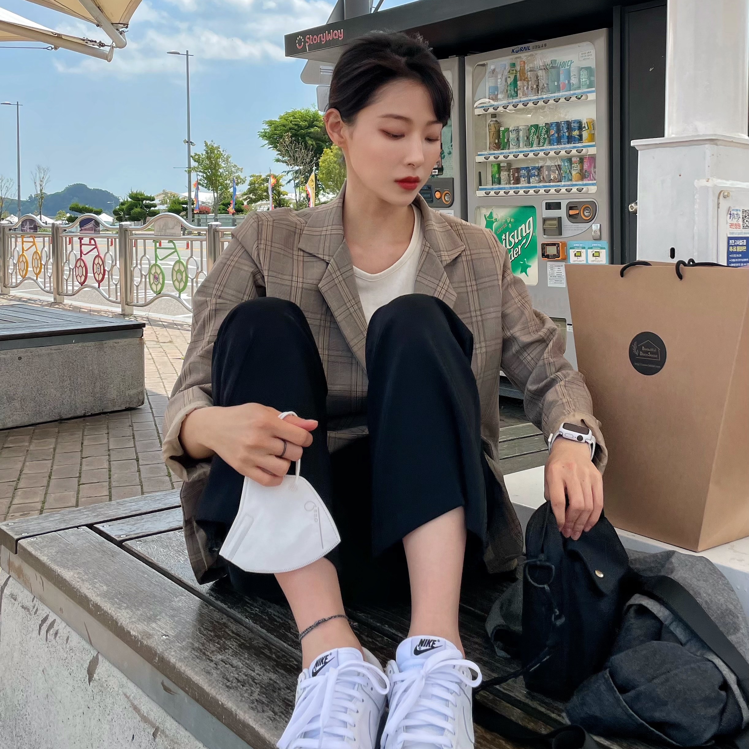 인정 (@miho.xox) 님의 게시물 | KREAM