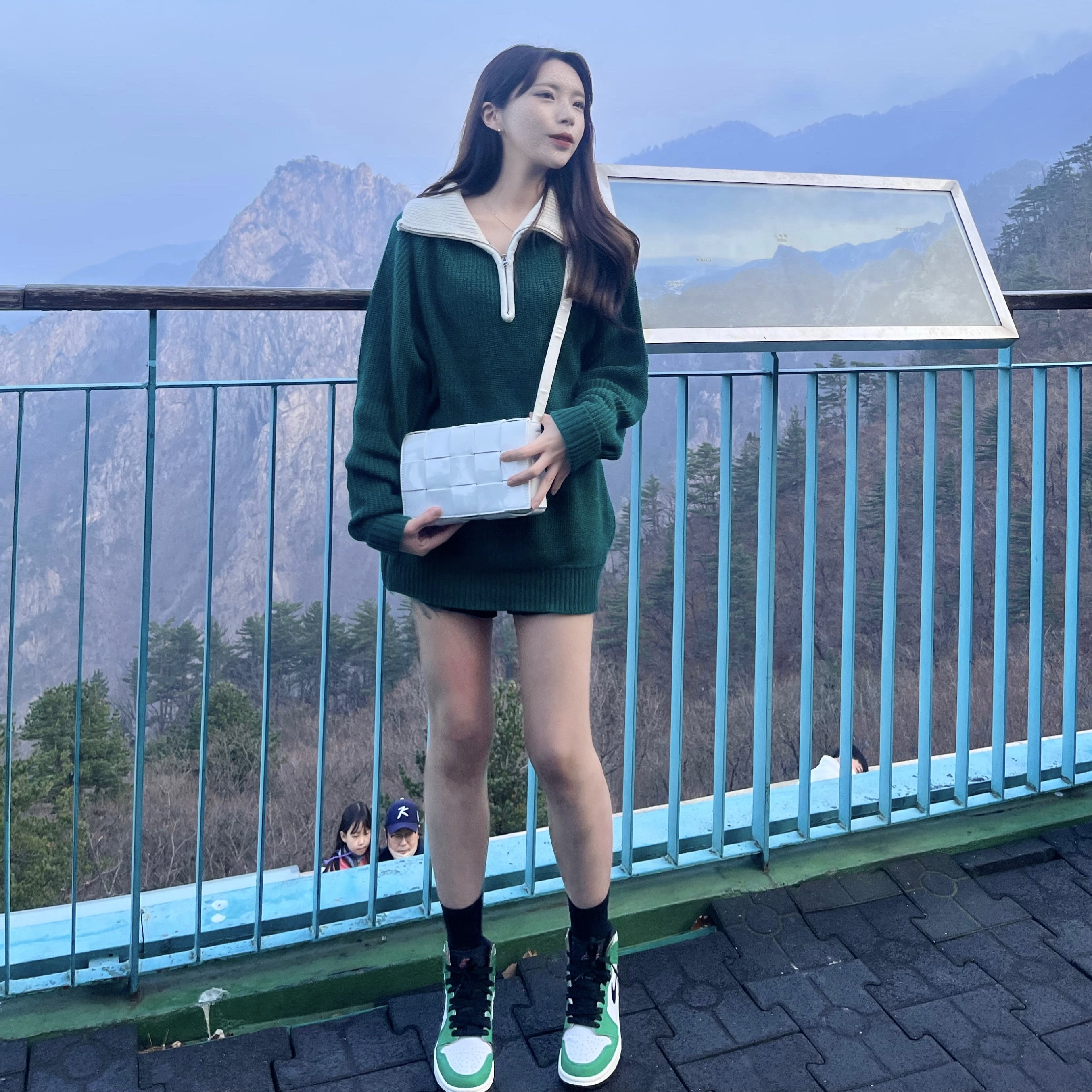 dbfl2477 (@yool_gongju) 님의 게시물 | KREAM