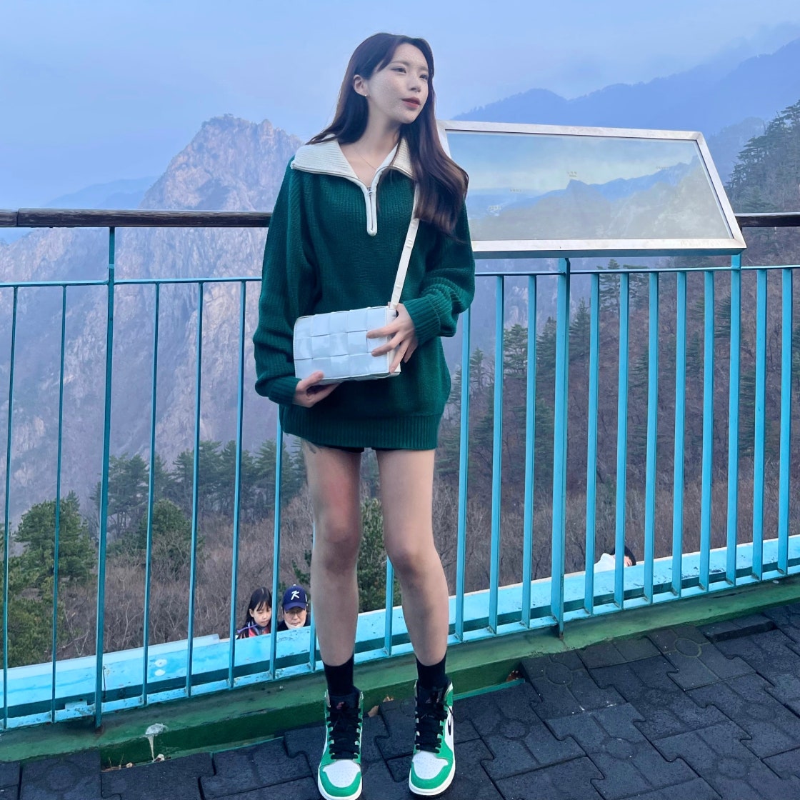 dbfl2477 (@yool_gongju) 님의 게시물 | KREAM