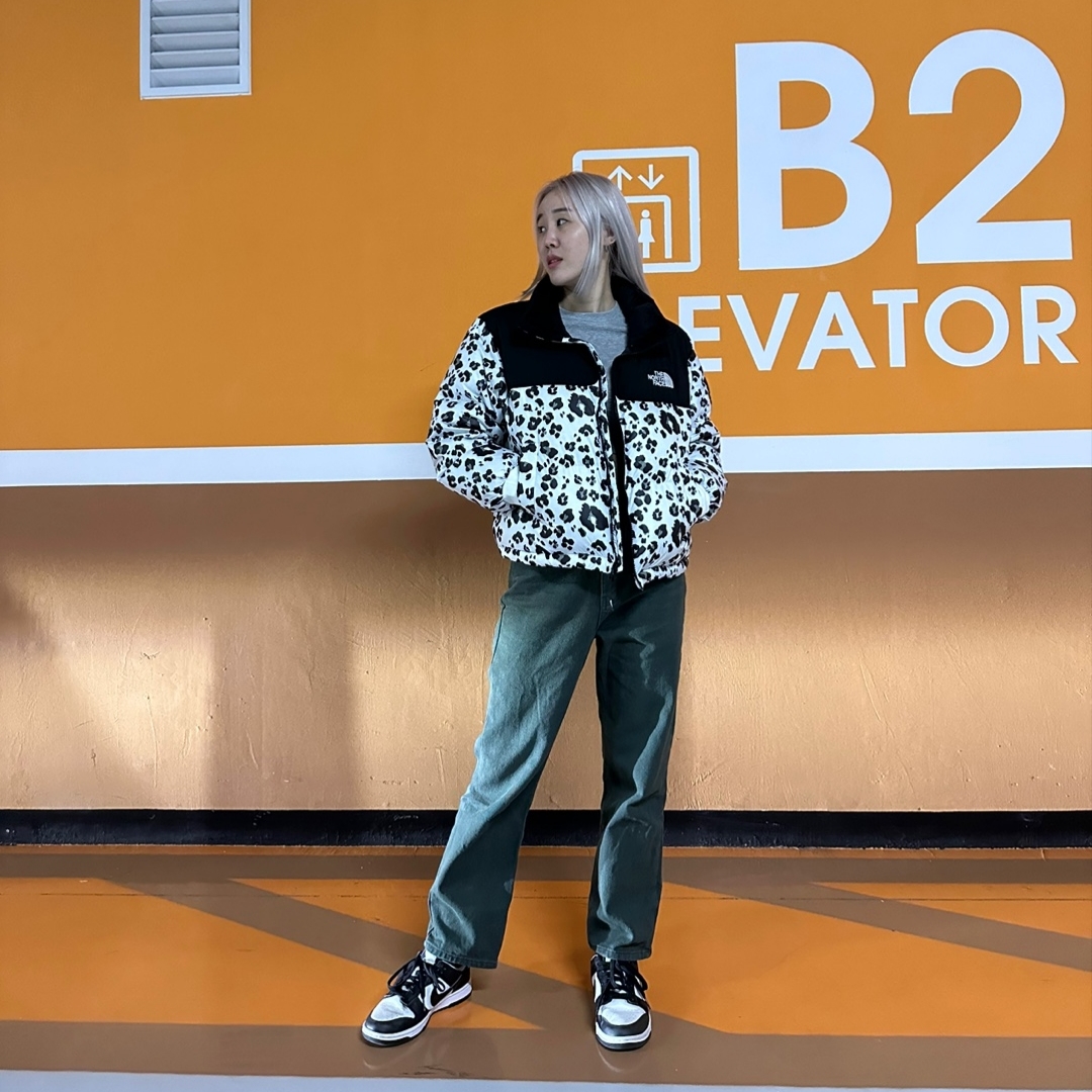 라나 (@_lana__k_) 님의 게시물 | KREAM