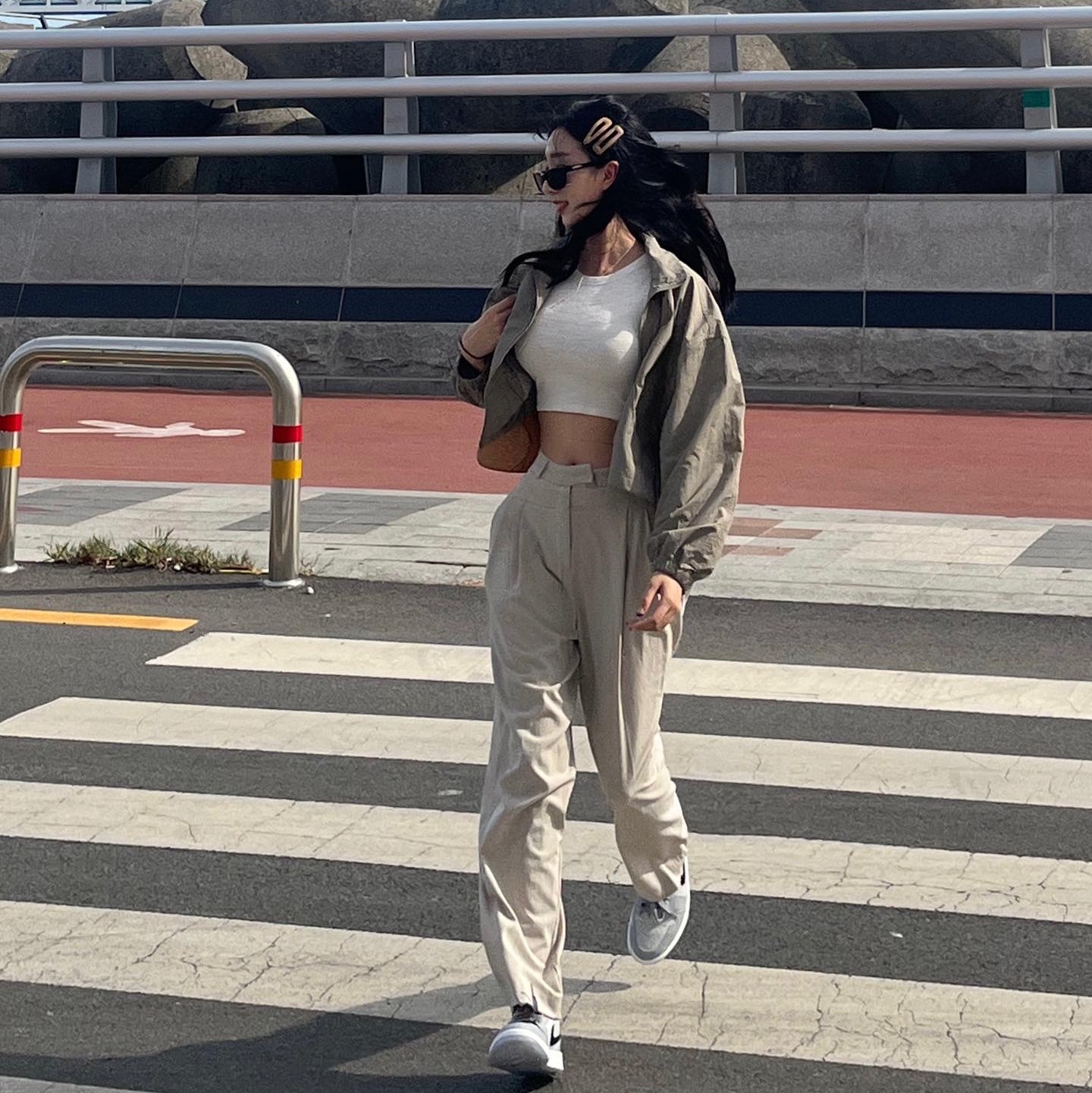 유니니 (@unninni) 님의 게시물 | KREAM