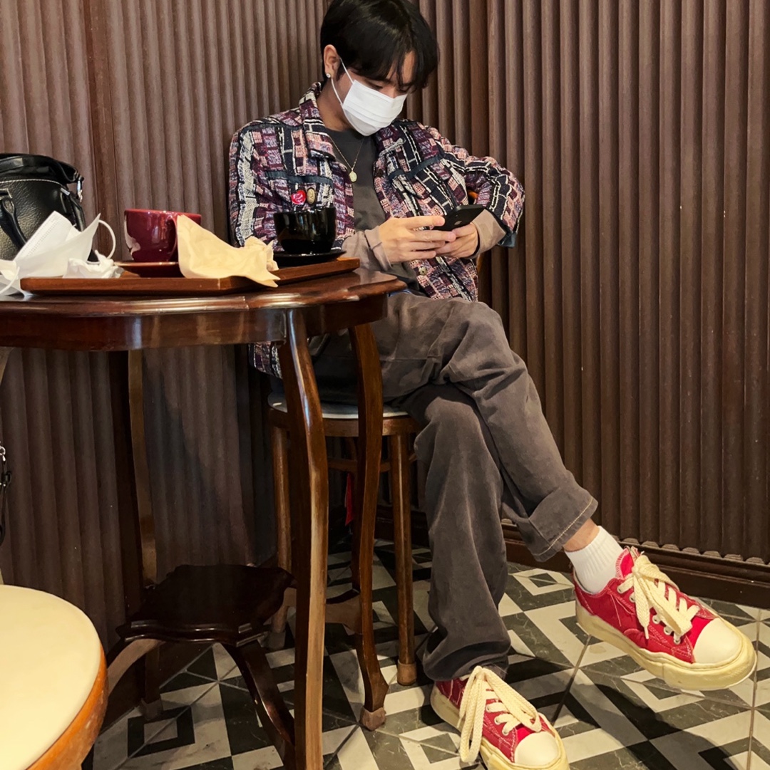 @none_age (@none_age) 님의 게시물 | KREAM