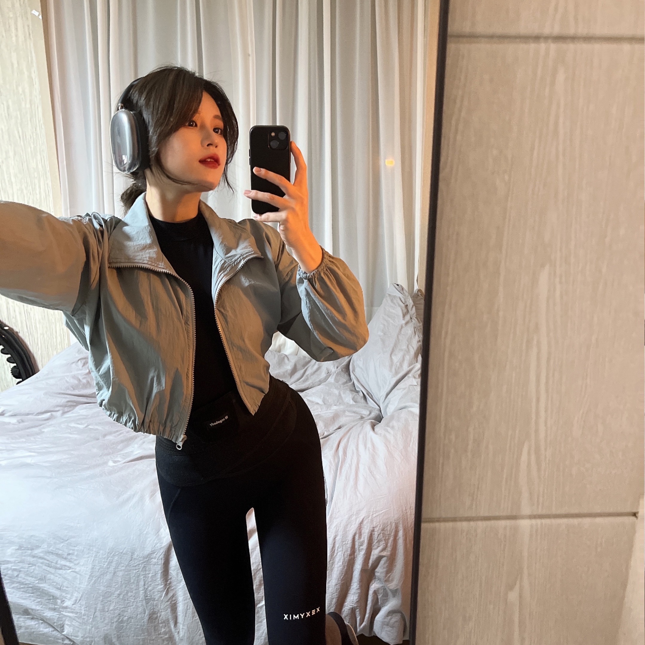 르네 (@eeee_ne) 님의 게시물 | KREAM