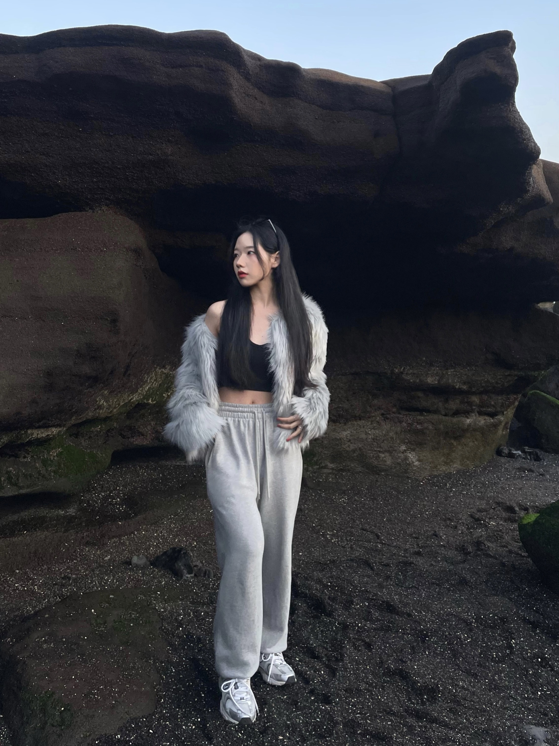 으진 (@elf_uijin) 님의 게시물 | KREAM