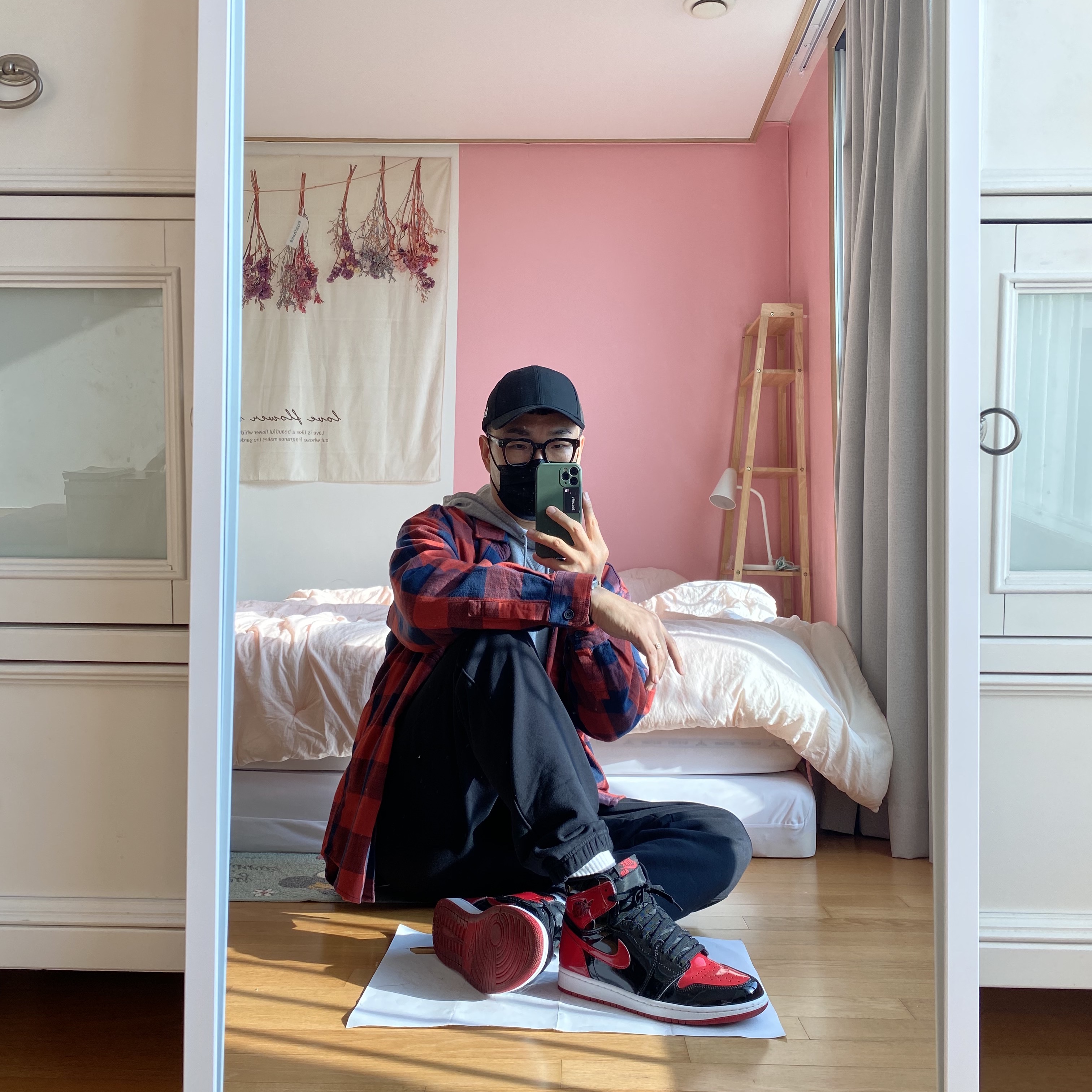 복덩이남편 (@sdj2141) 님의 게시물 | KREAM