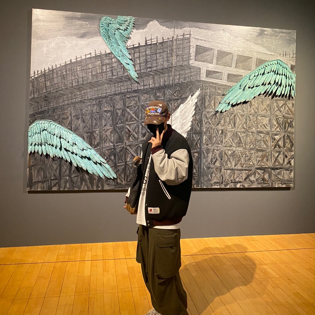 데구르르륵 (@lee_gyu) 님의 게시물 | KREAM