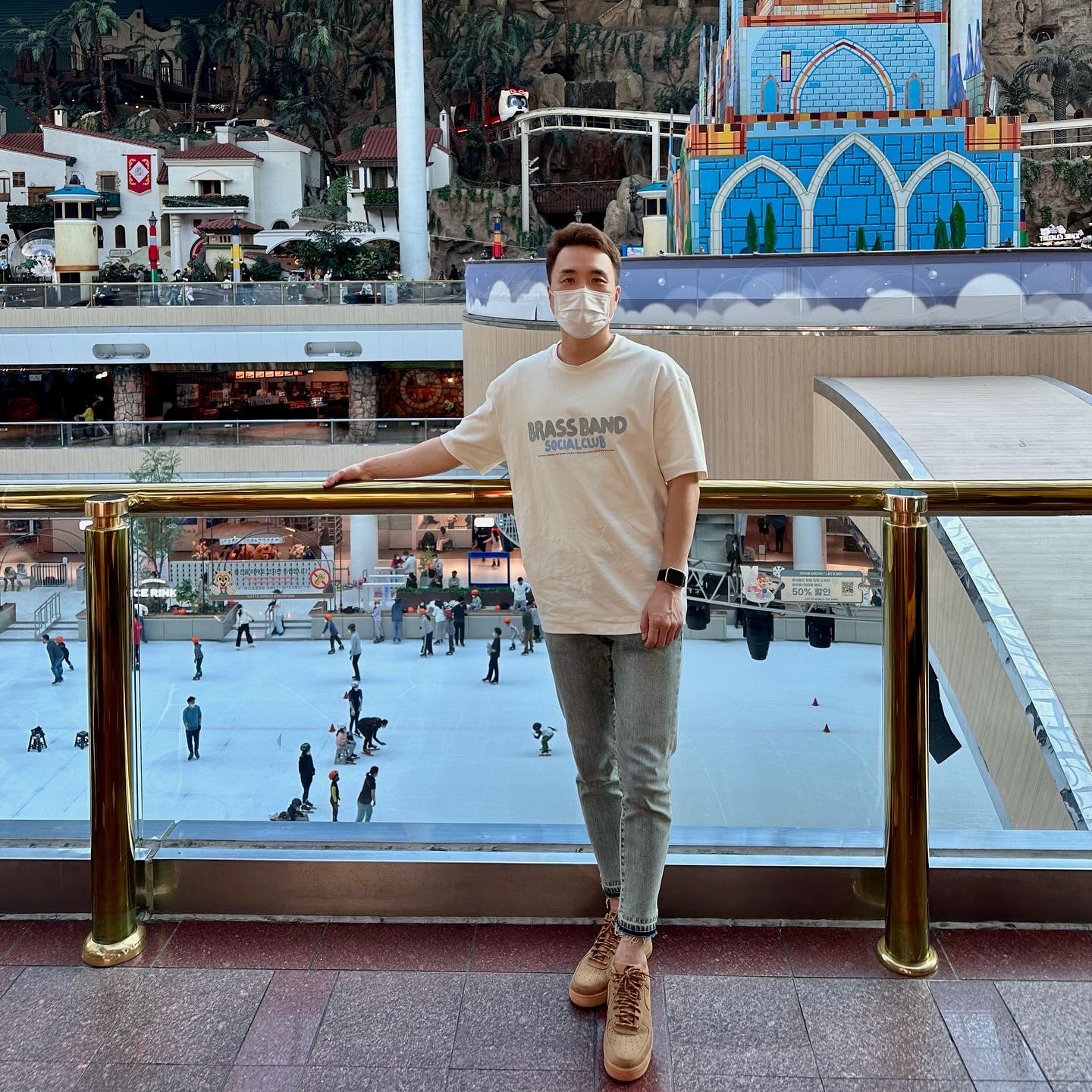 쿠 (@__________gu) 님의 게시물 | KREAM