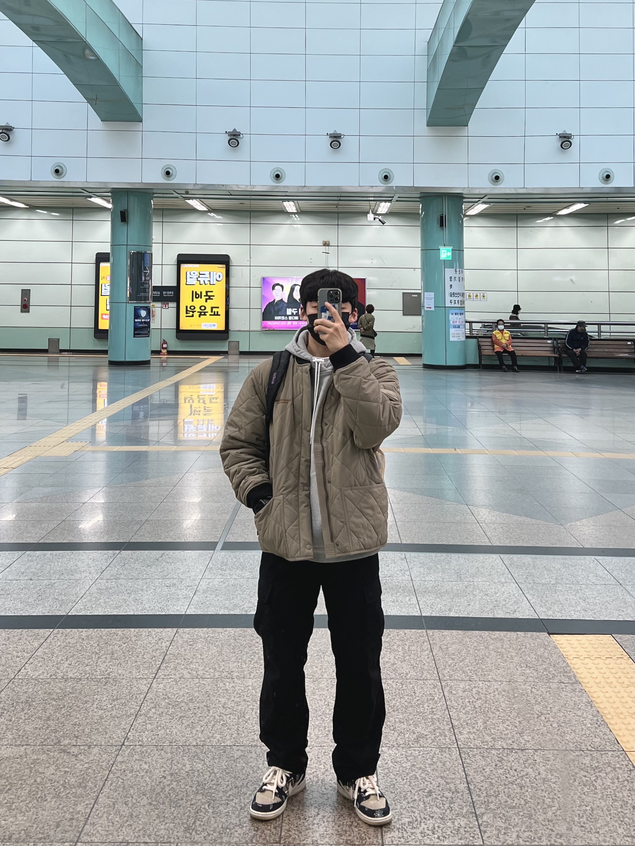 (@tech_s2) 님의 게시물 | KREAM