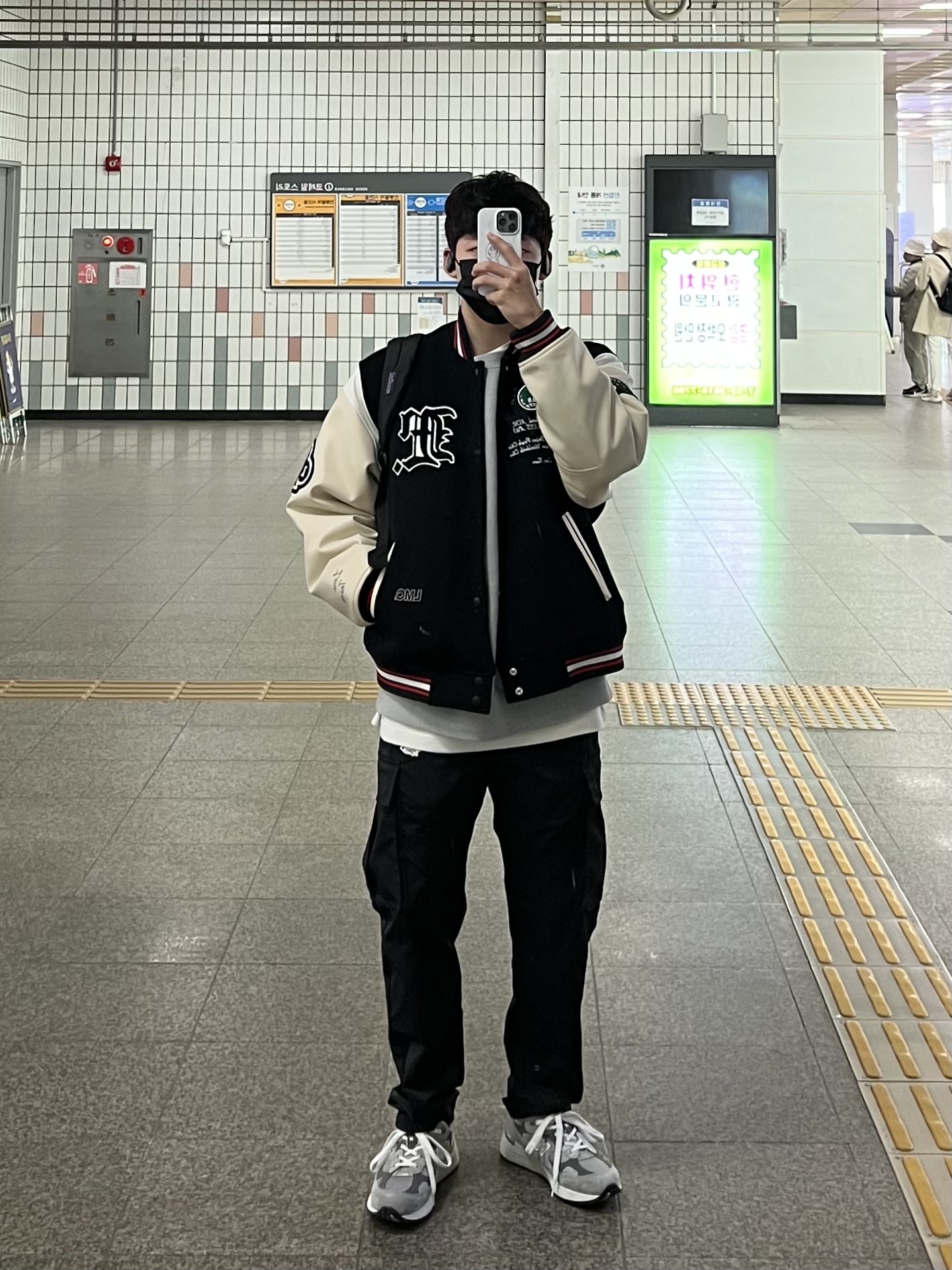 (@tech._.11) 님의 게시물 | KREAM