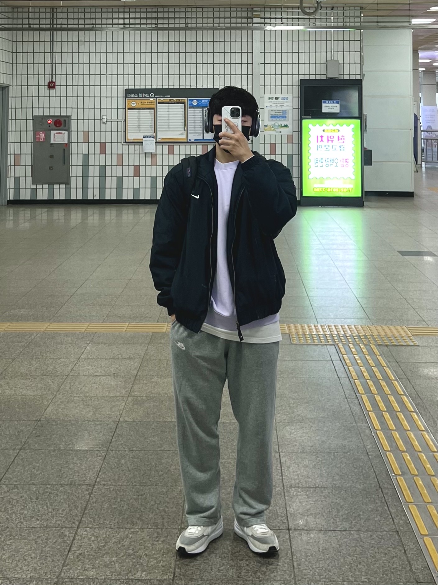 (@tech_s2) 님의 게시물 | KREAM