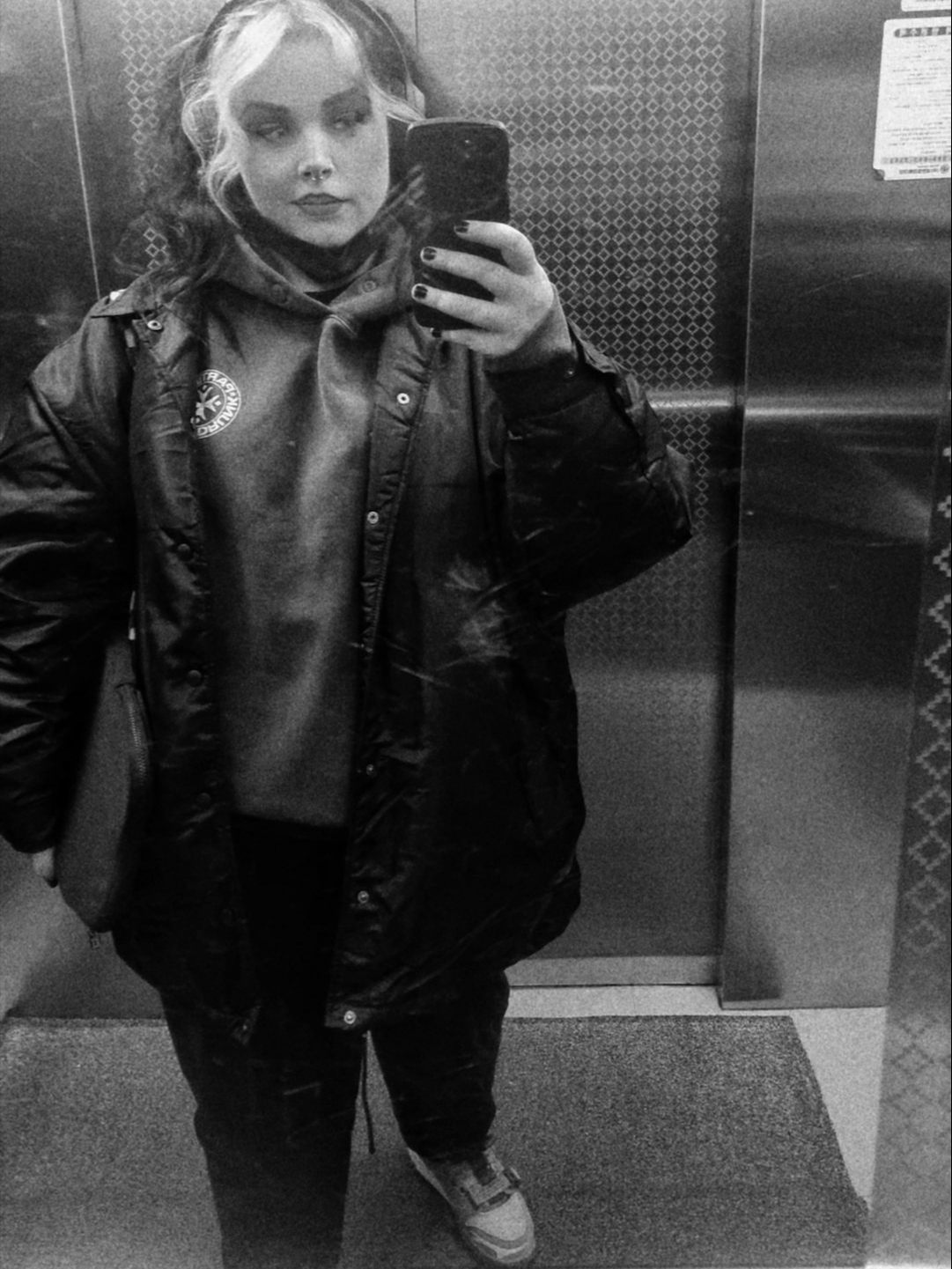 lx (@lxxoo) 님의 게시물 | KREAM