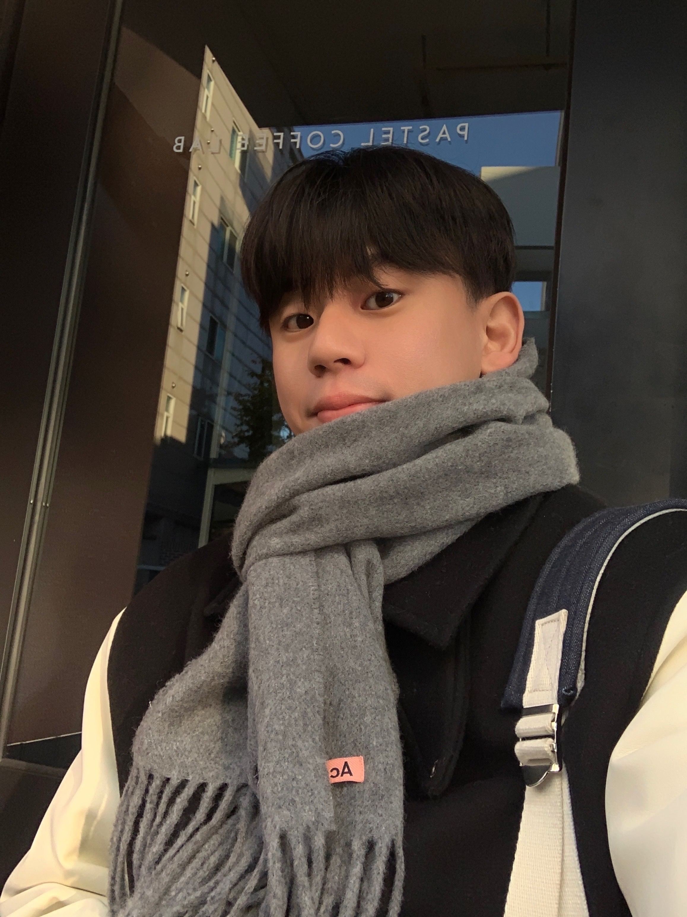 (@yesdragon_) 님의 게시물 | KREAM