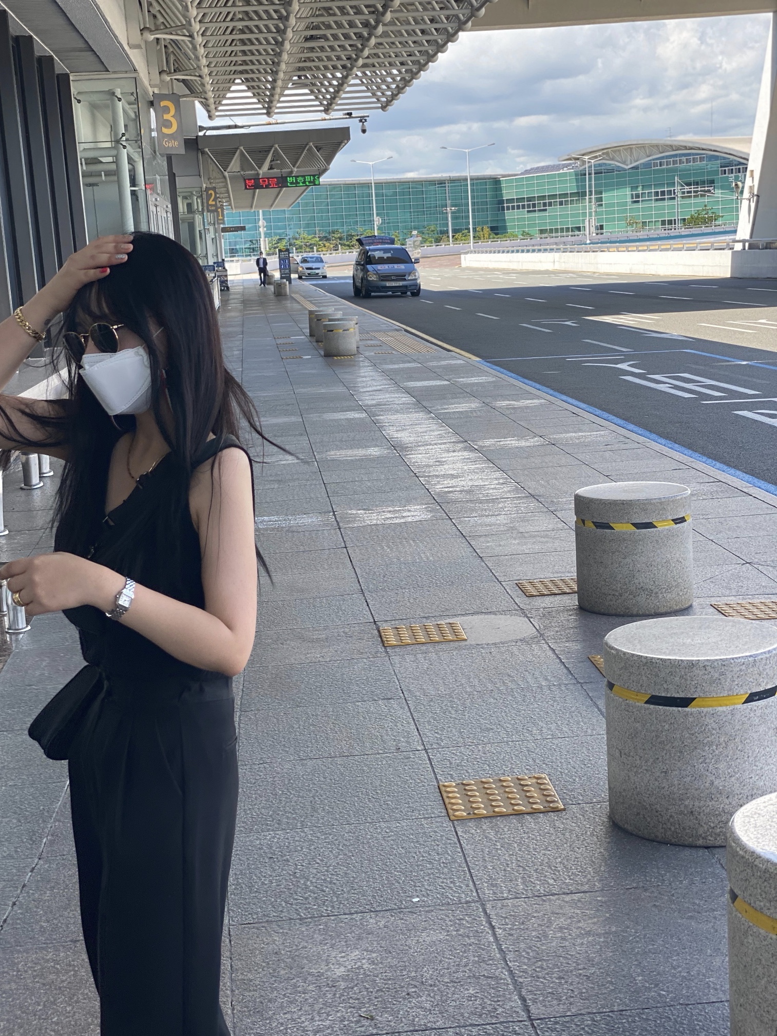 핼둥 (@xx__hr) 님의 게시물 | KREAM