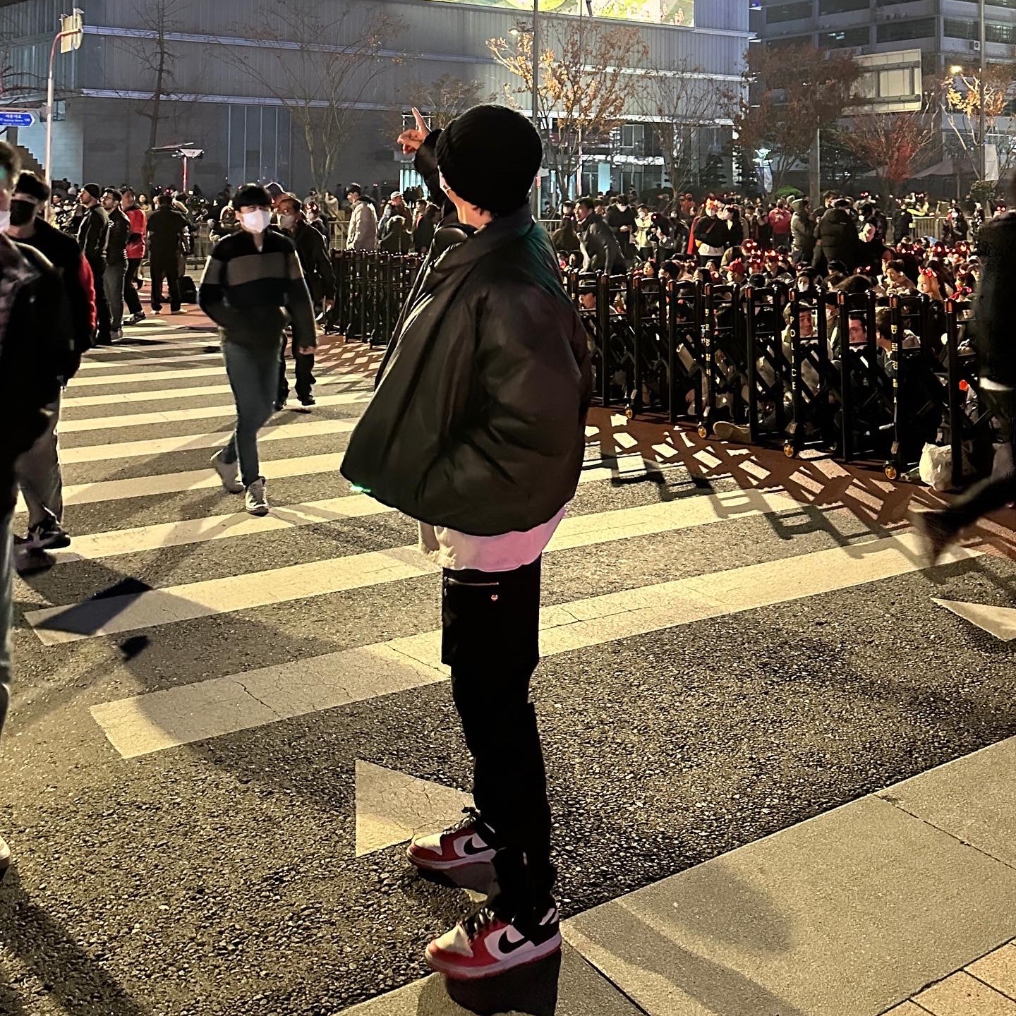 kyun_zzang (@kyun_zzang) 님의 게시물 | KREAM