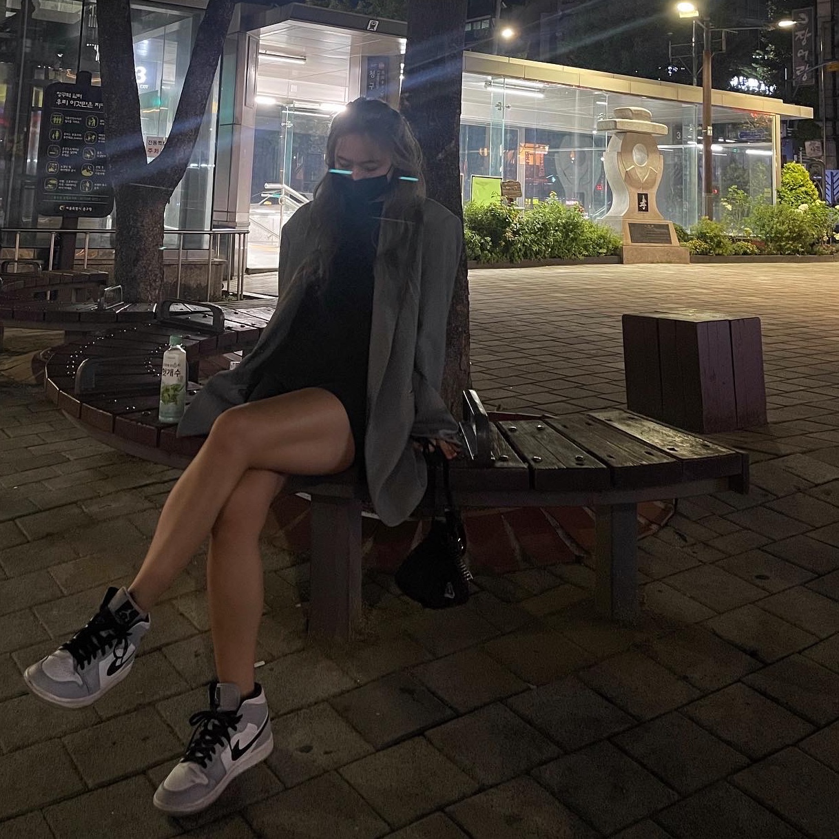 두나 (@_d2_n4) 님의 게시물 | KREAM