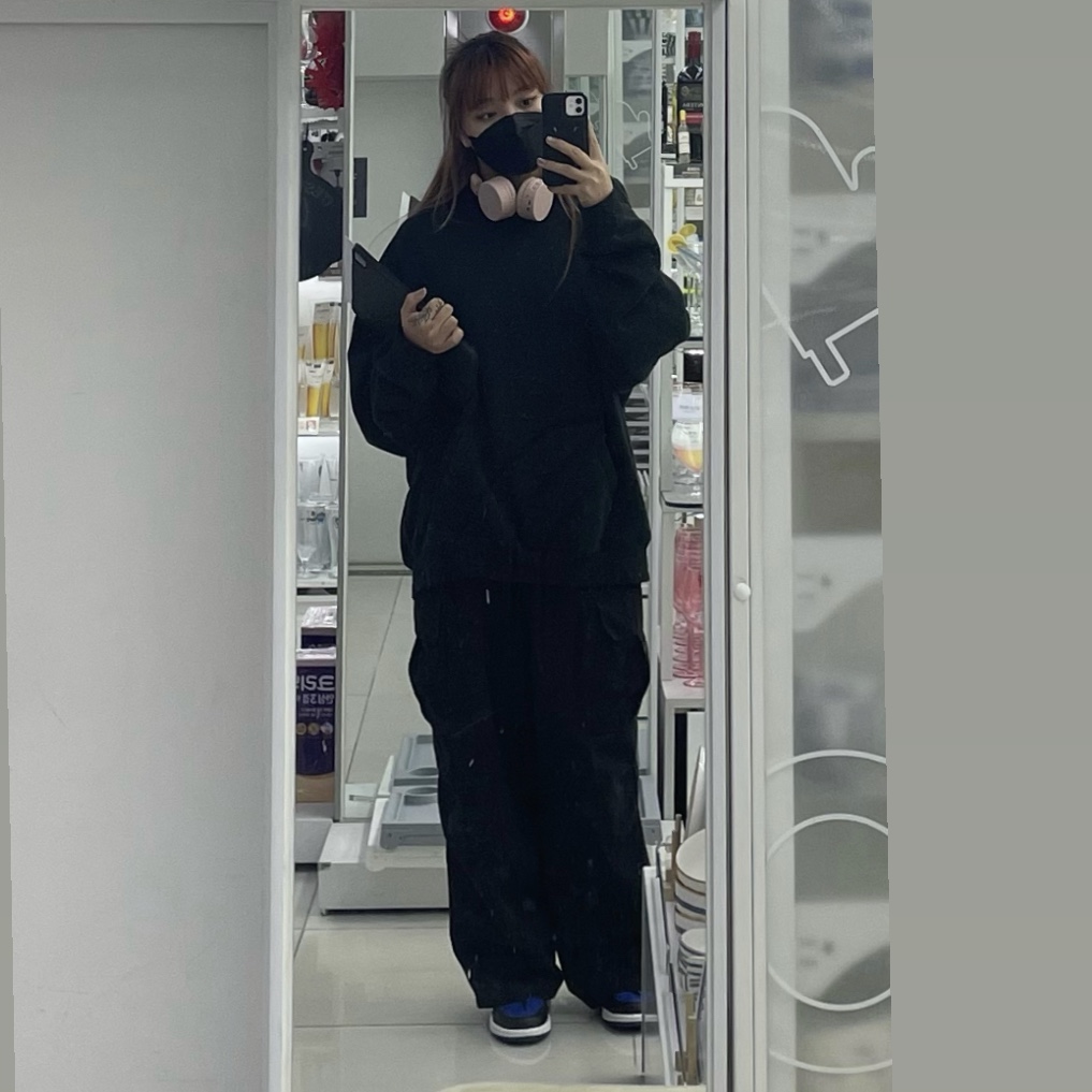 Cara (@caraaaa) 님의 게시물 | KREAM