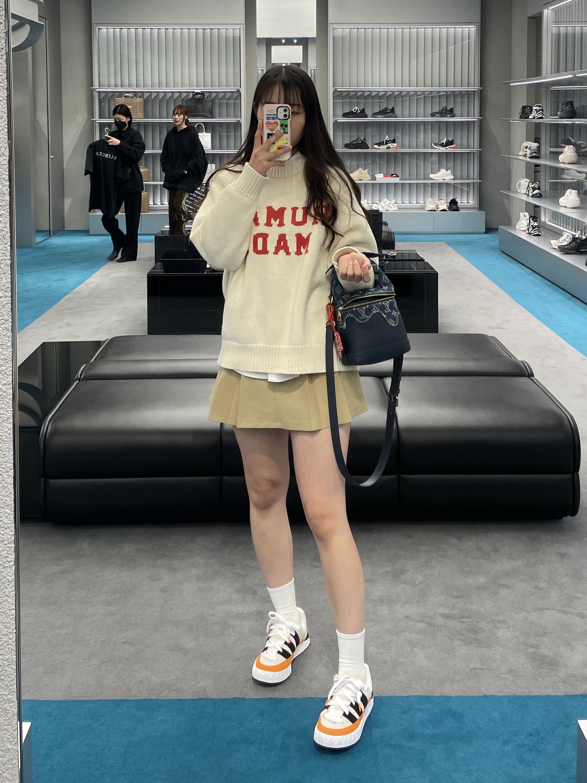 YENI ️彡 (@yeni_day) 님의 게시물 | KREAM