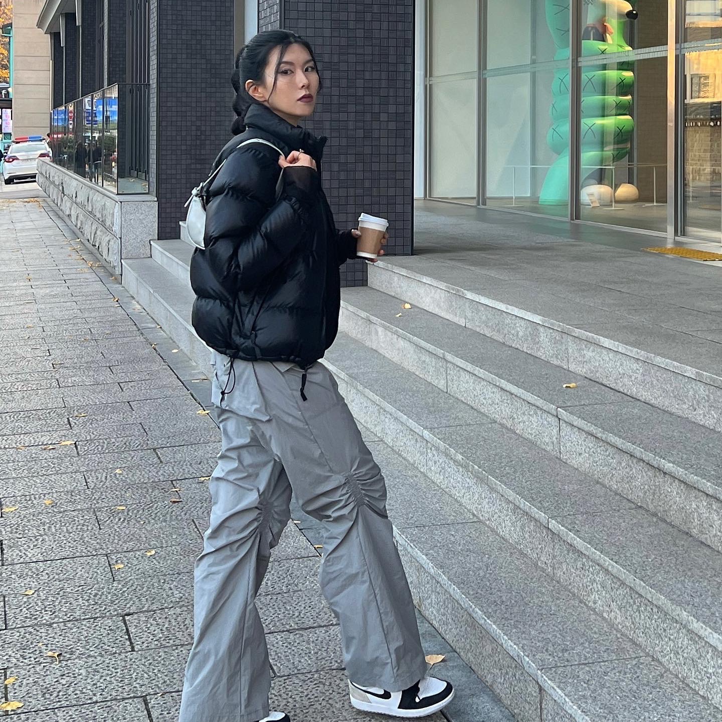 매매 (@fruiting__) 님의 게시물 | KREAM