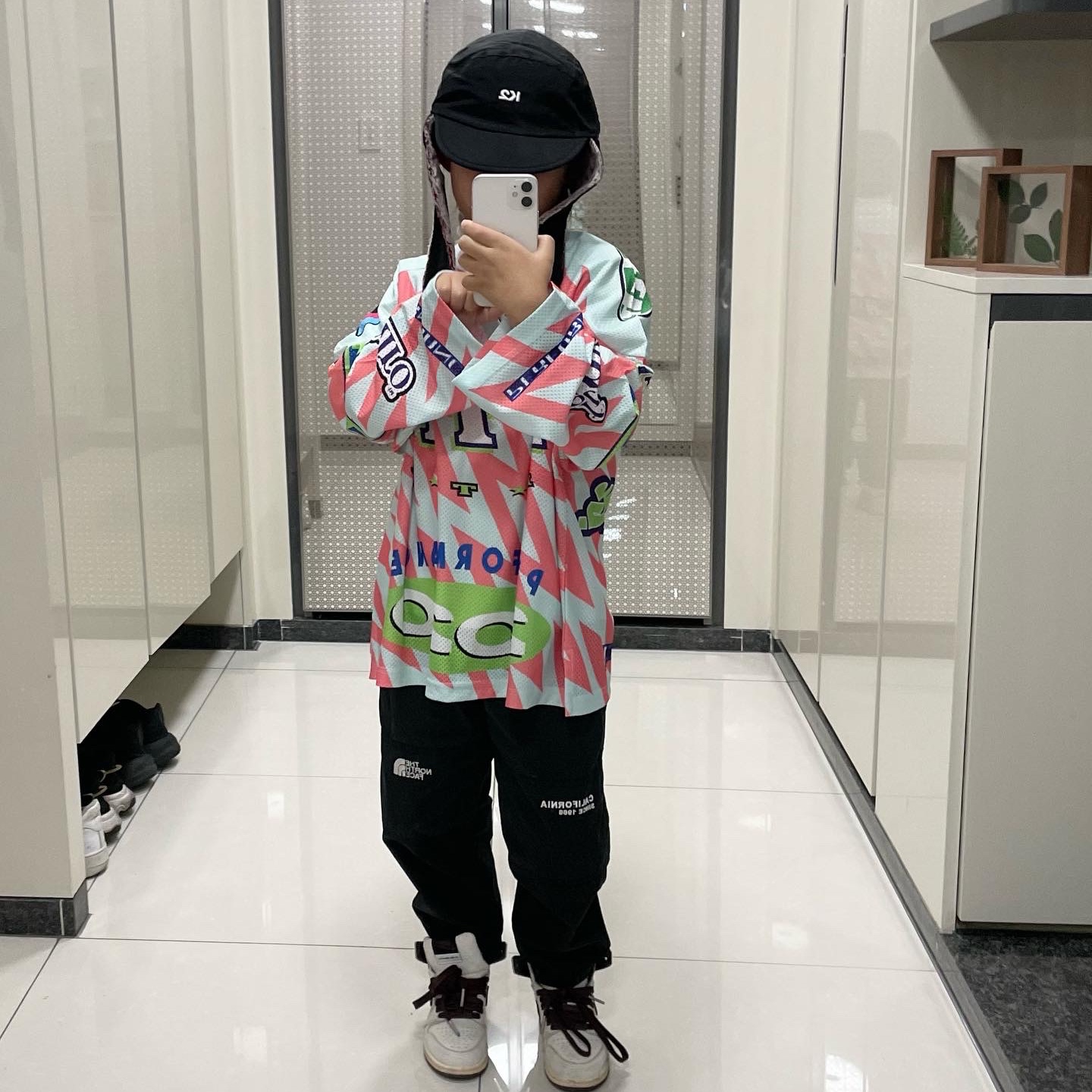 boo (@boo__) 님의 게시물 | KREAM