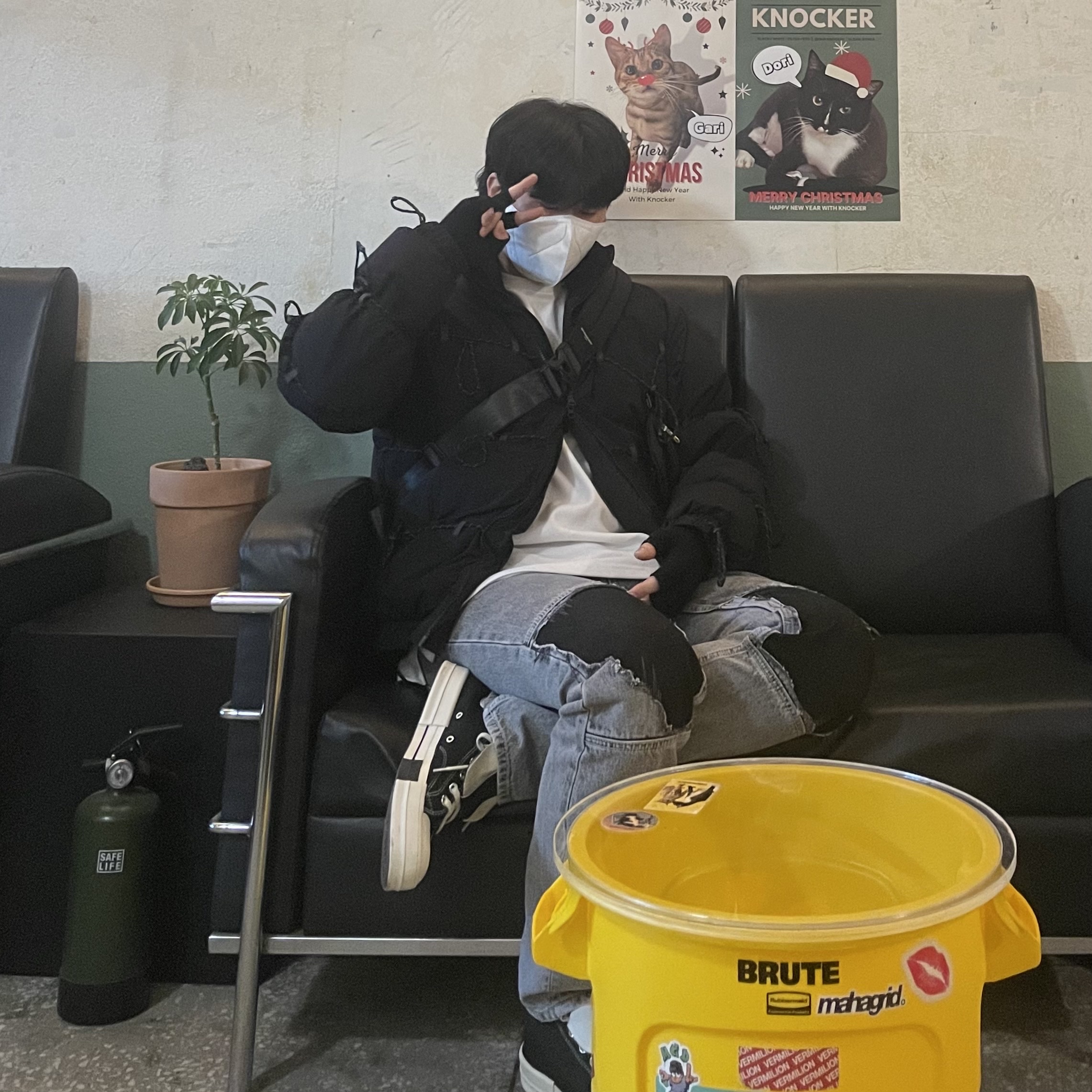 (@zerozzang_) 님의 게시물 | KREAM