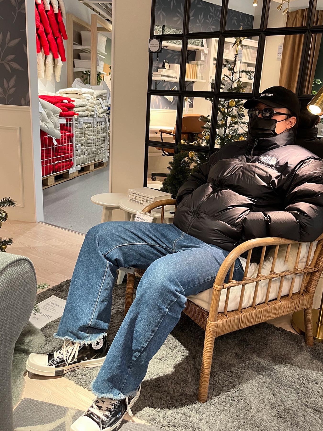 02square (@02square) 님의 게시물 | KREAM