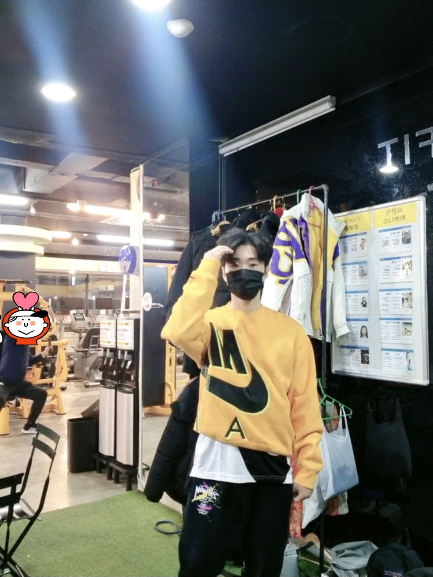 (@jong7759) 님의 게시물 | KREAM