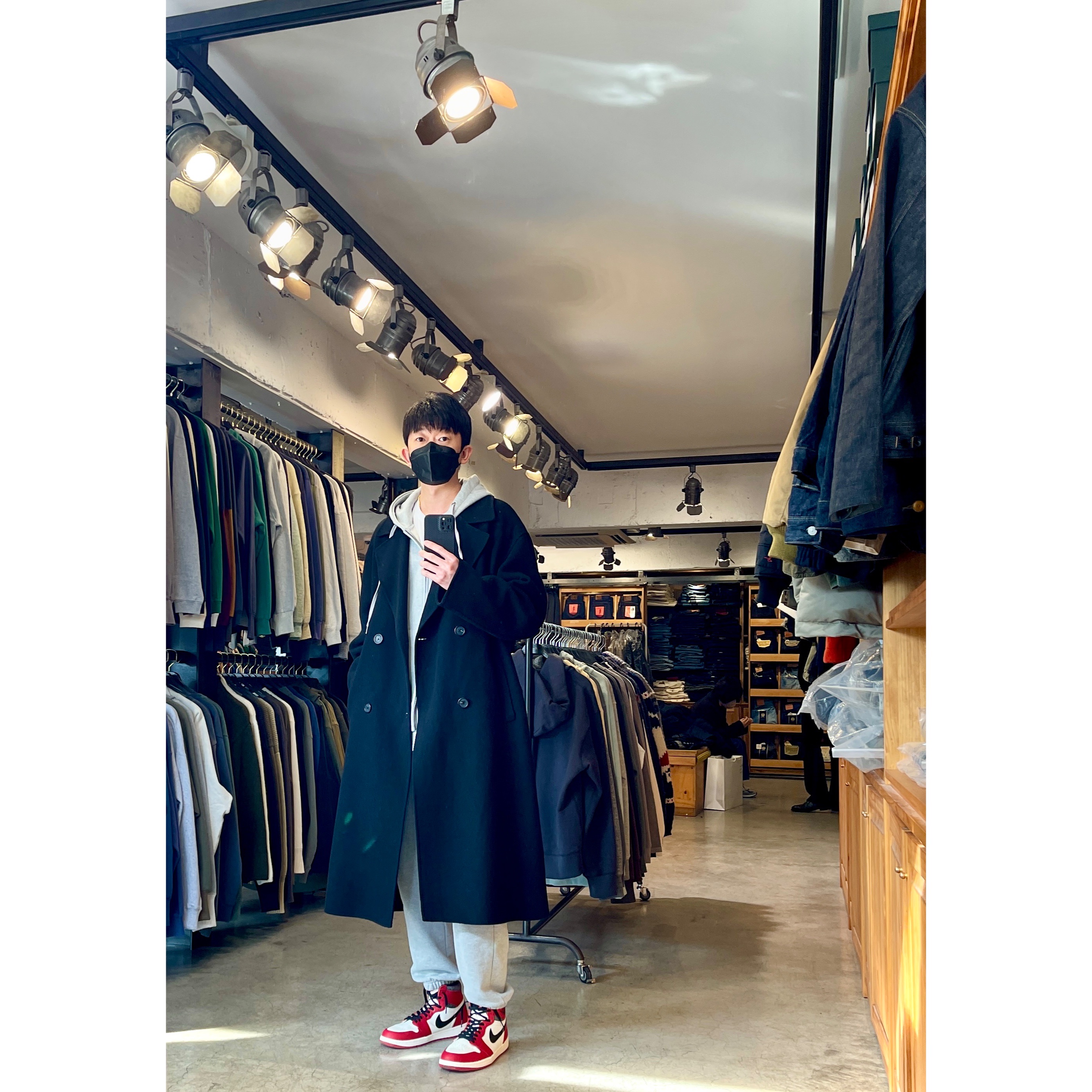 문일 (@moon________1) 님의 게시물 | KREAM