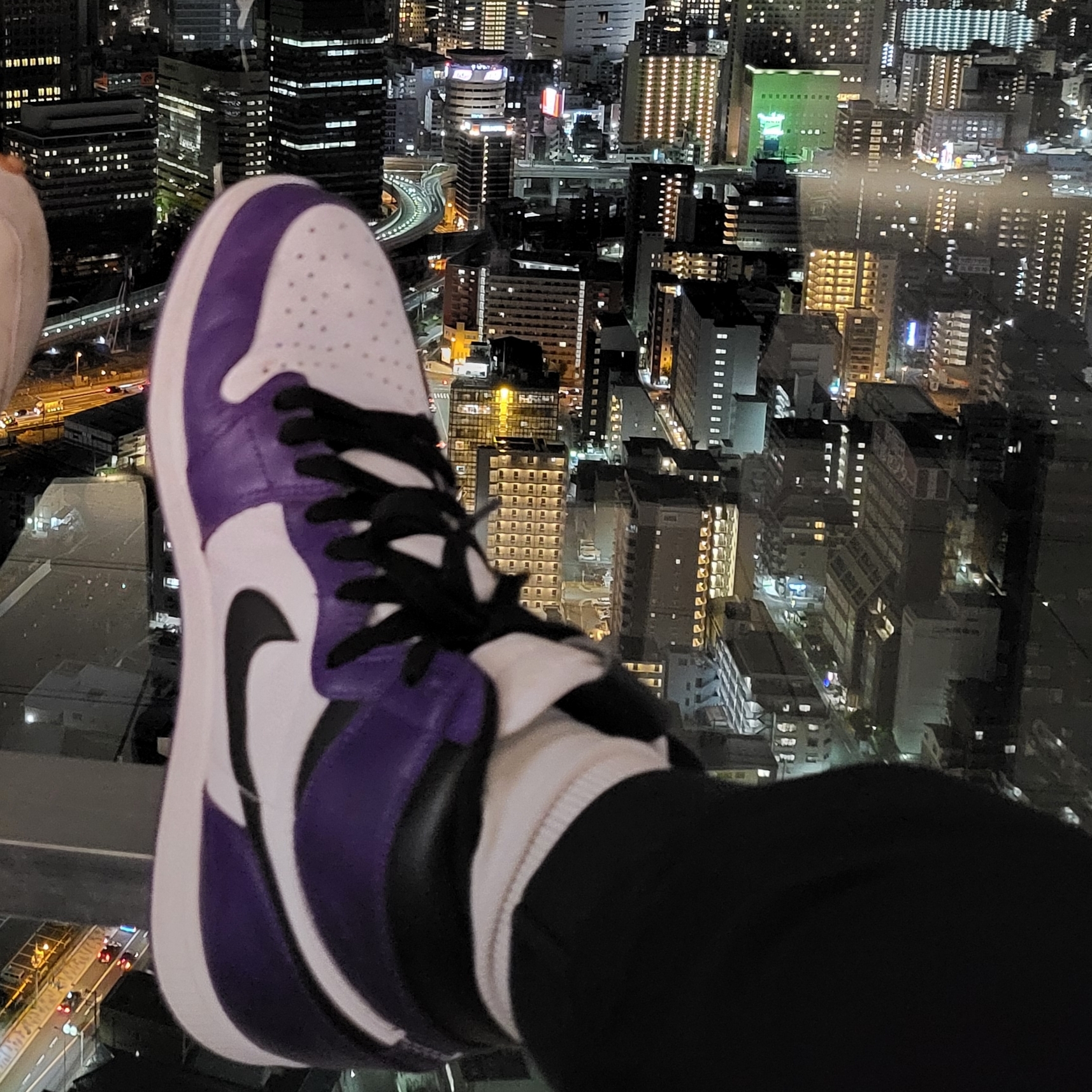 뿅 (@overrrun) 님의 게시물 | KREAM