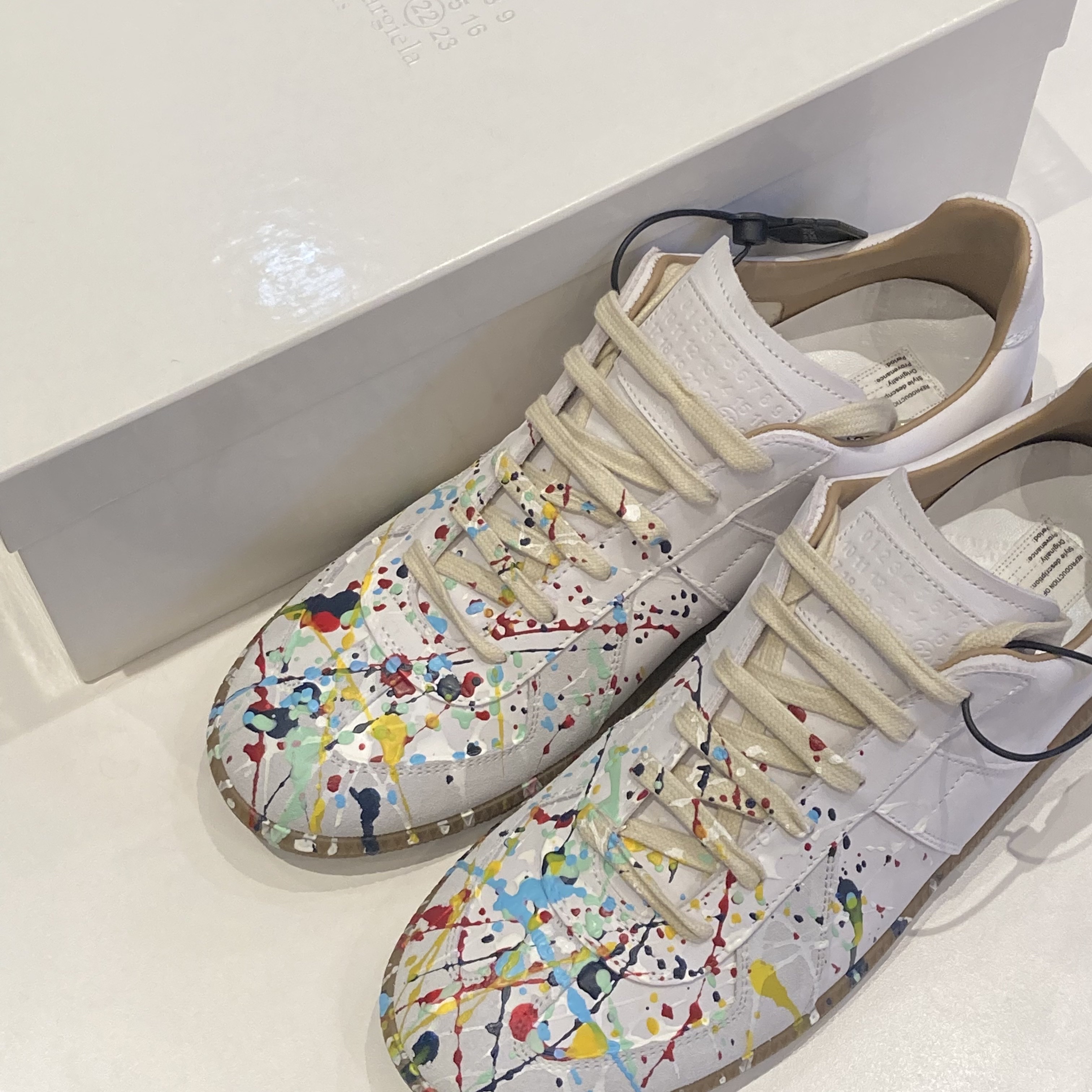 지니 :) (@handsome_jin) 님의 게시물 | KREAM