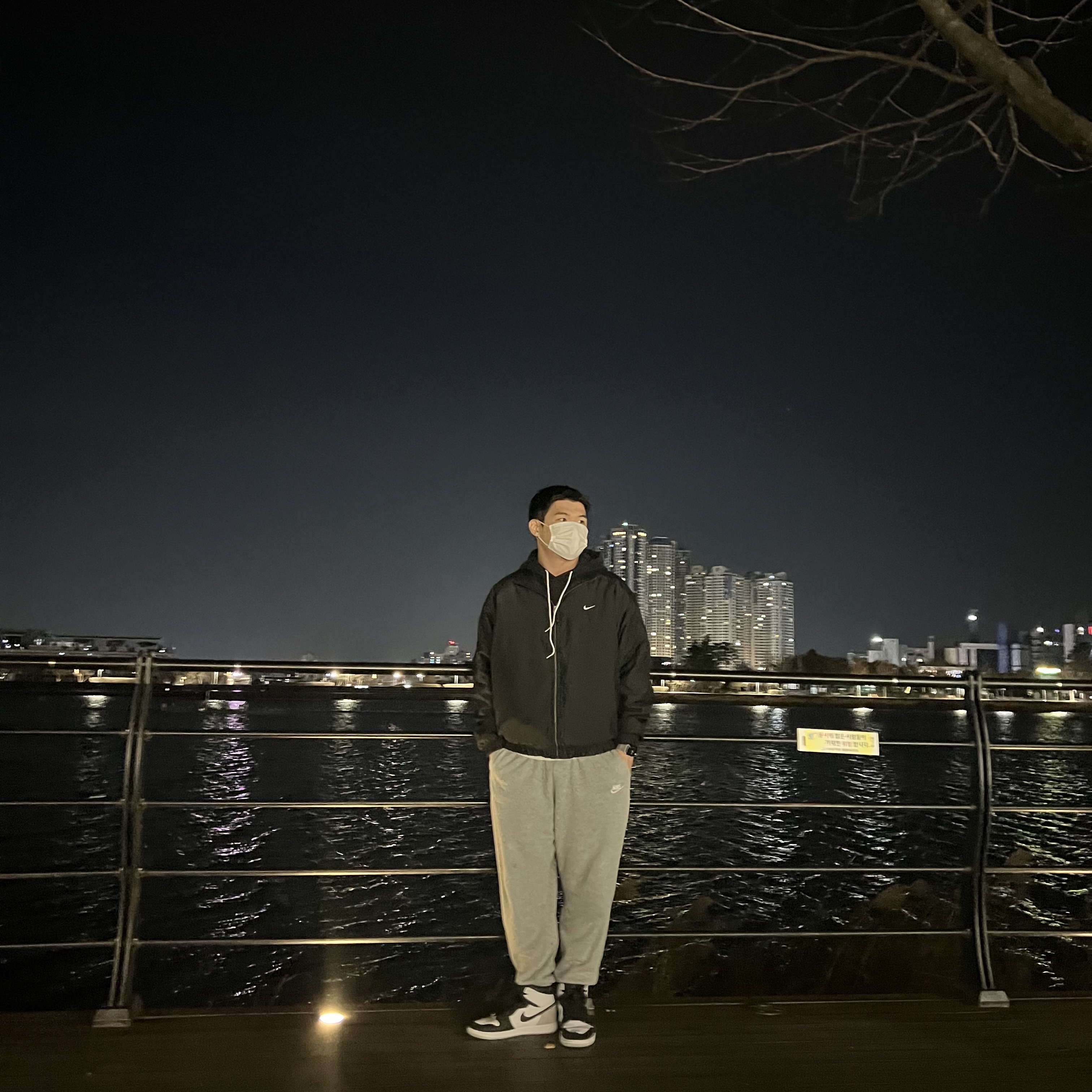 j3917315 (@king__hm) 님의 게시물 | KREAM