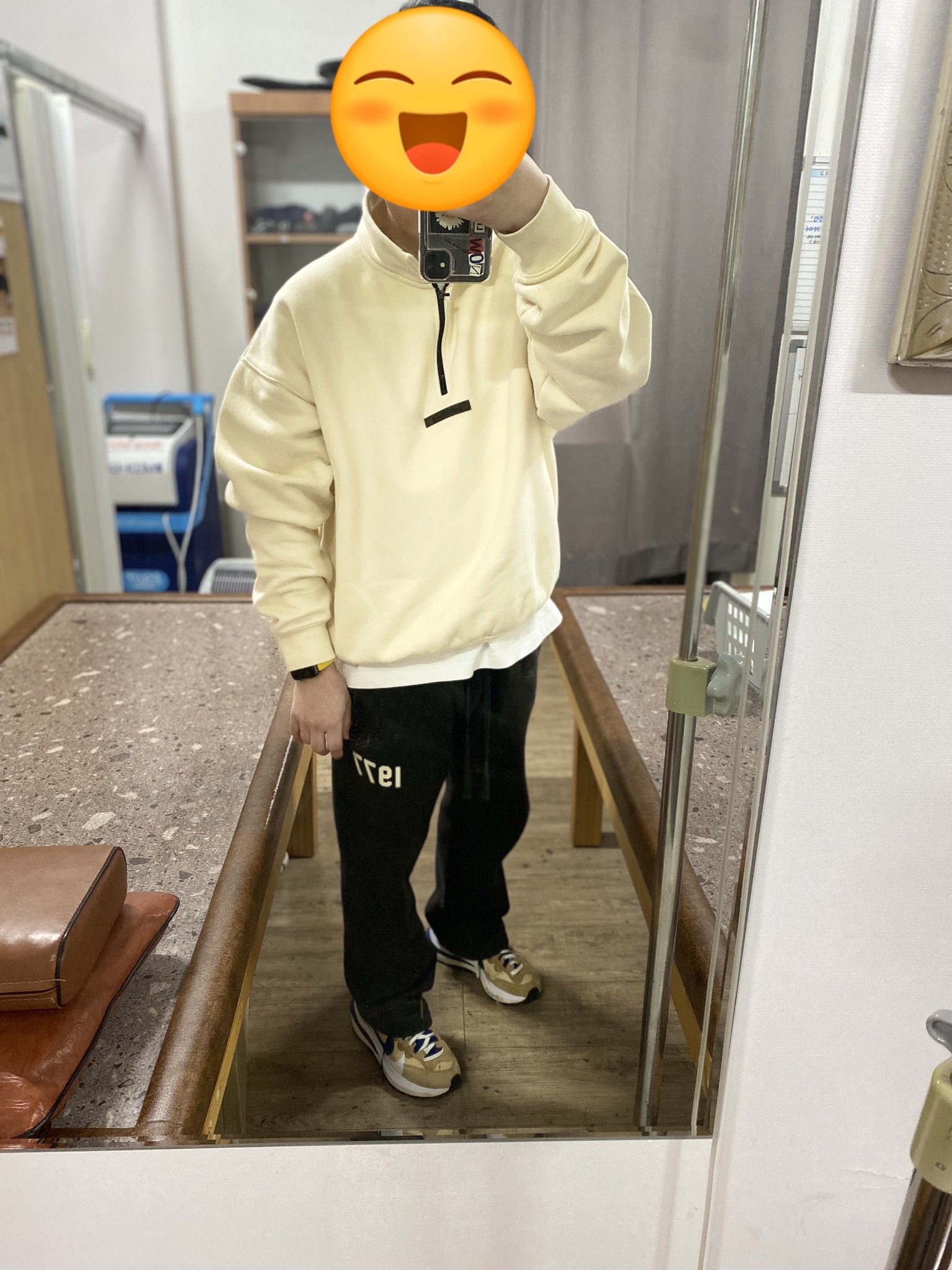 woong (@yoala) 님의 게시물 | KREAM