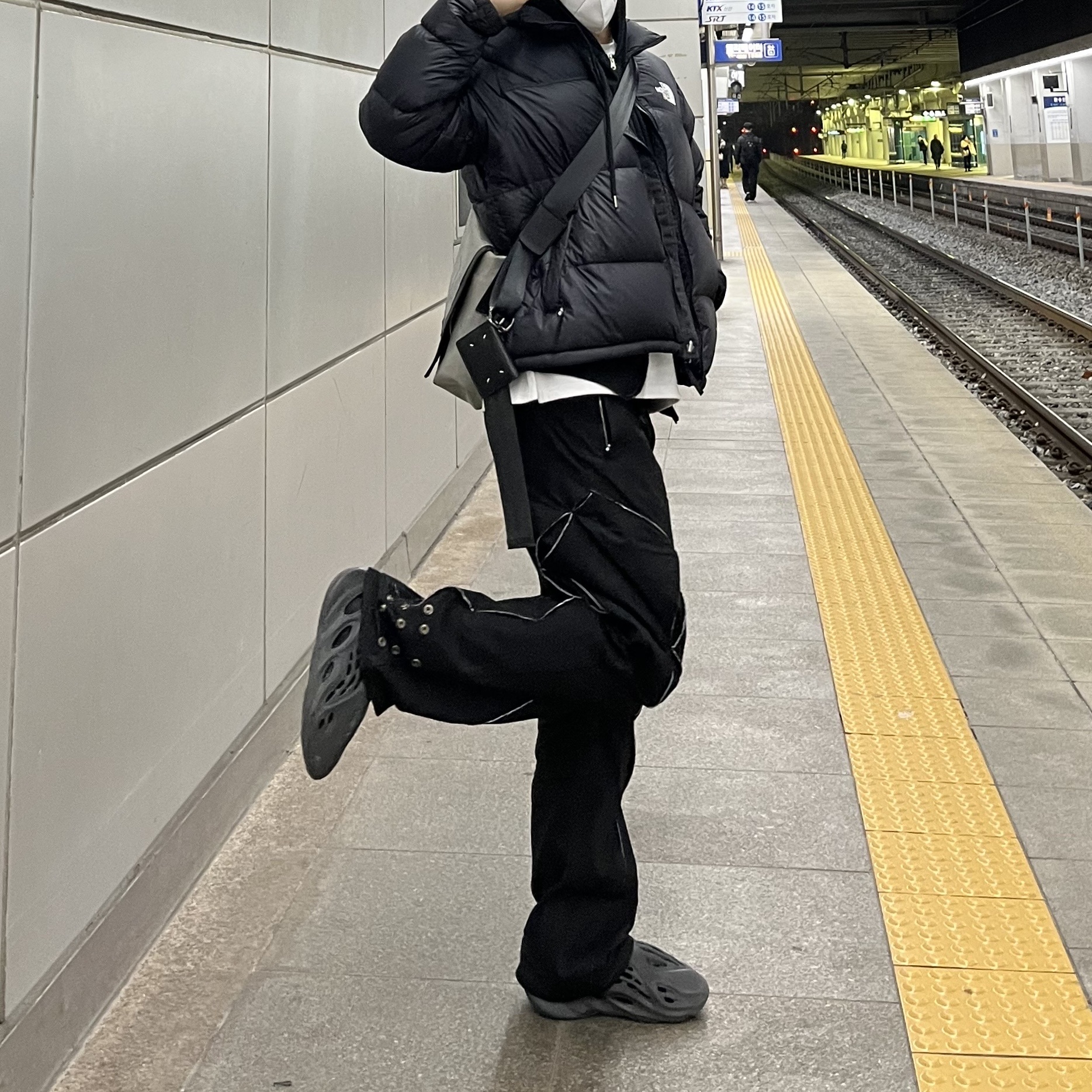 (@zerozzang_) 님의 게시물 | KREAM